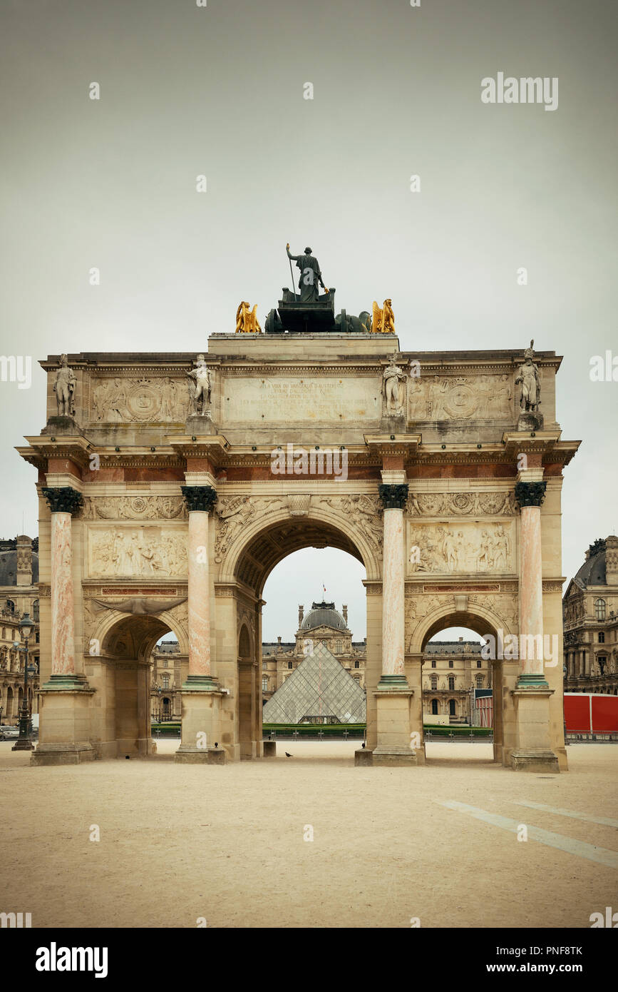 Historical buildings in Paris France Stock Photo - Alamy