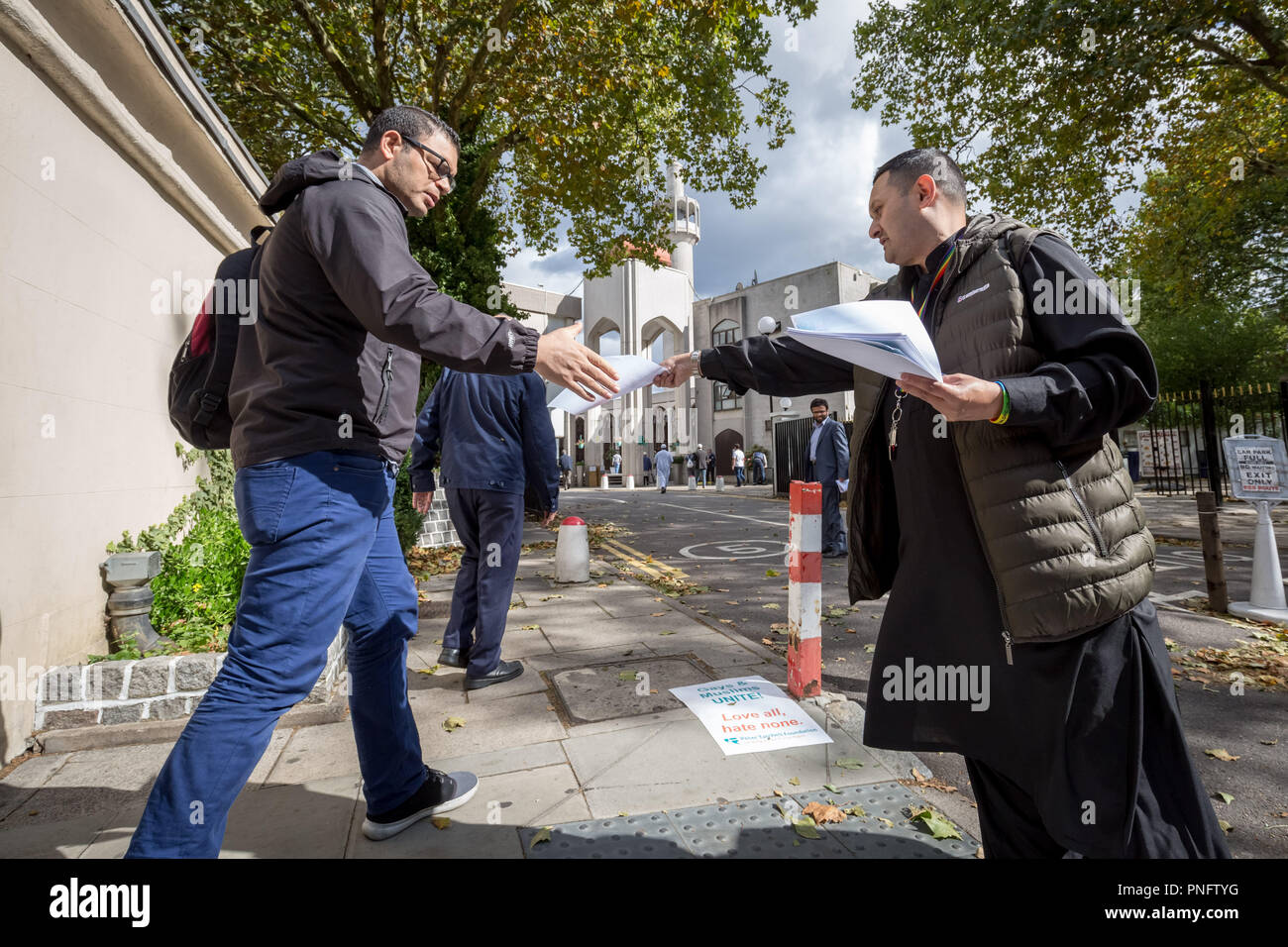 Muslim diversion hi-res stock photography and images - Alamy