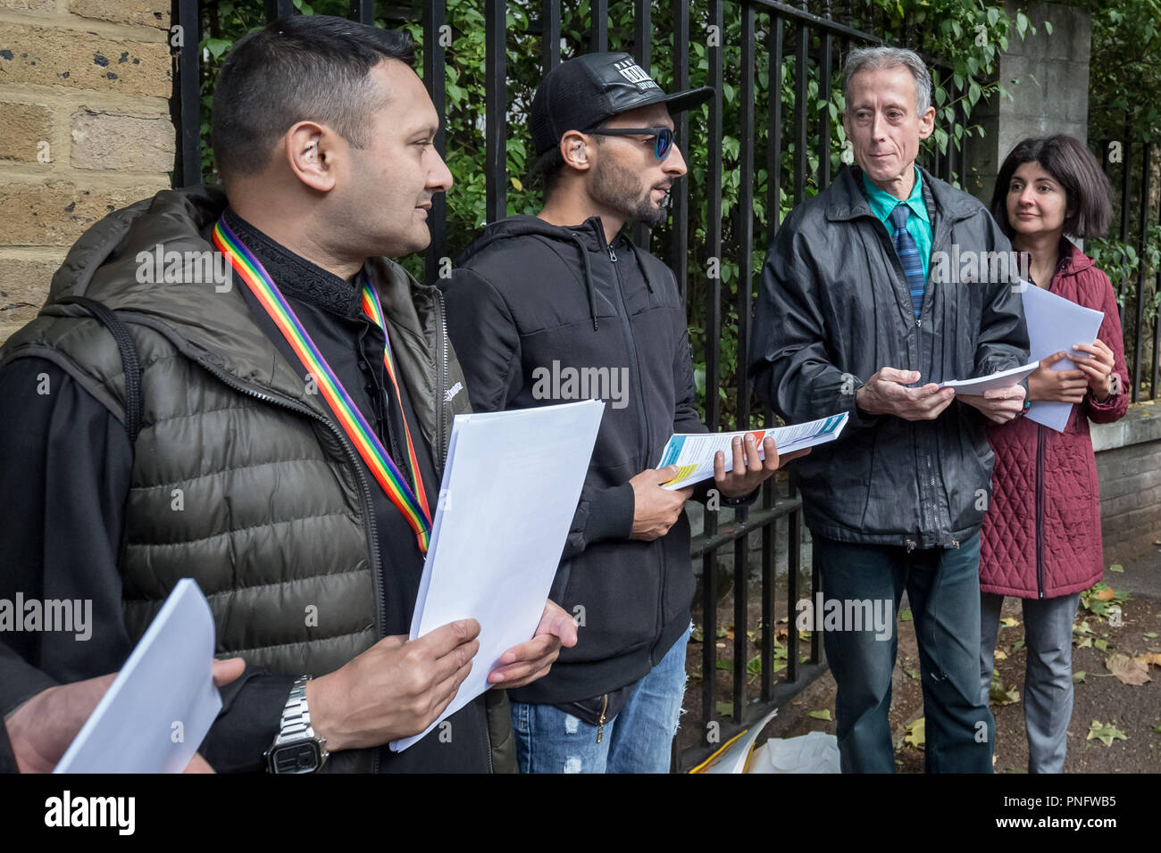 Muslim integration hi-res stock photography and images - Alamy