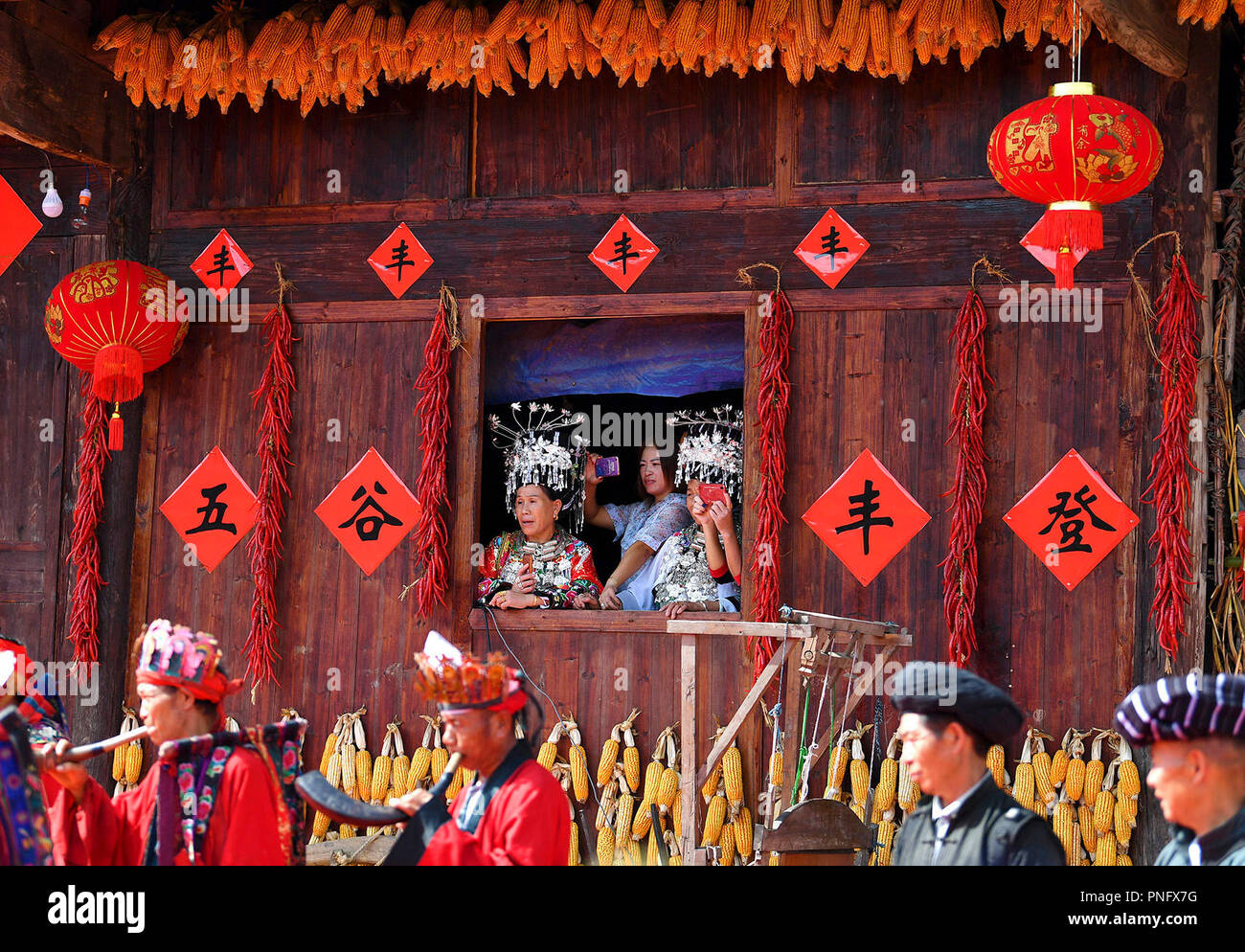 Huayuan, China's Hunan Province. 20th Sep, 2018. Local people enjoy ...