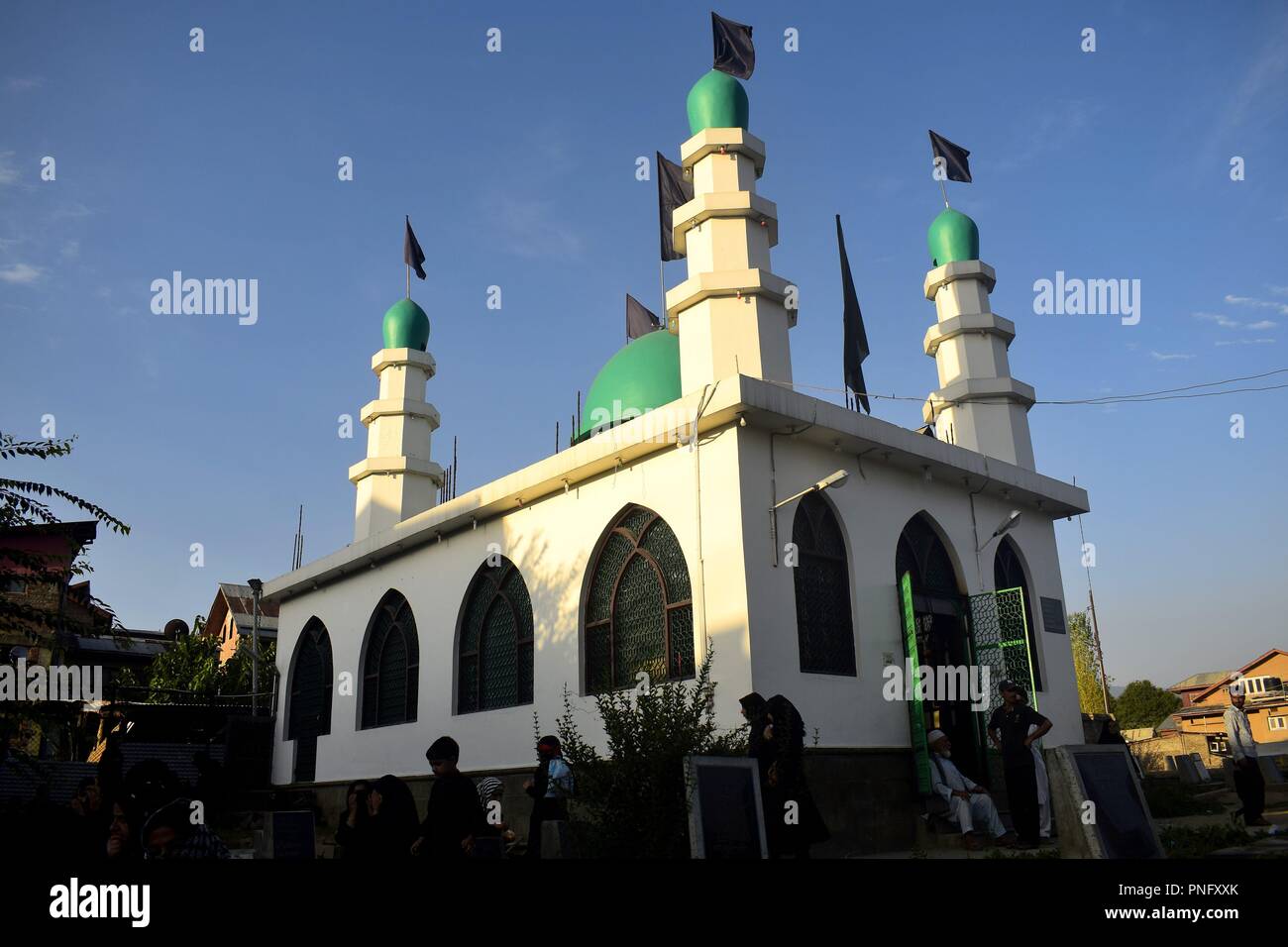 Indian shia muslims mourn during hi-res stock photography and images ...