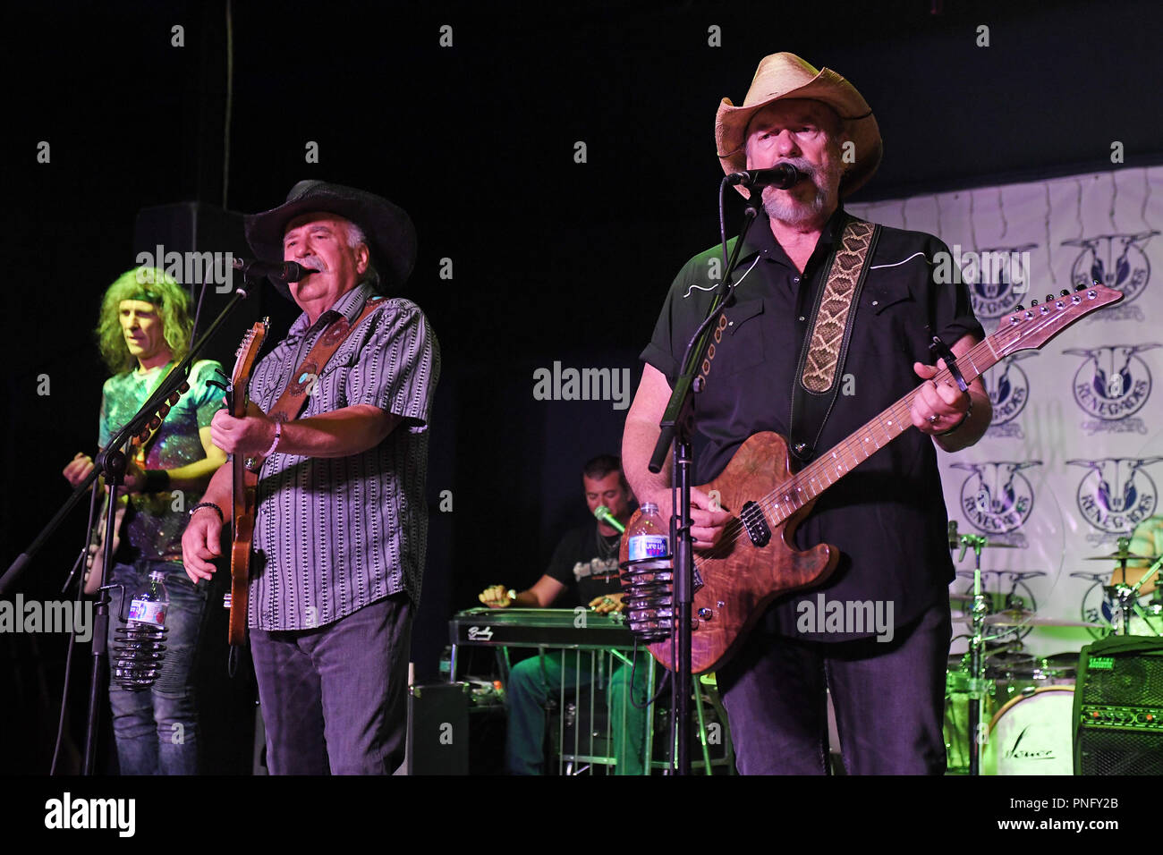 The bellamy brothers hi-res stock photography and images - Alamy