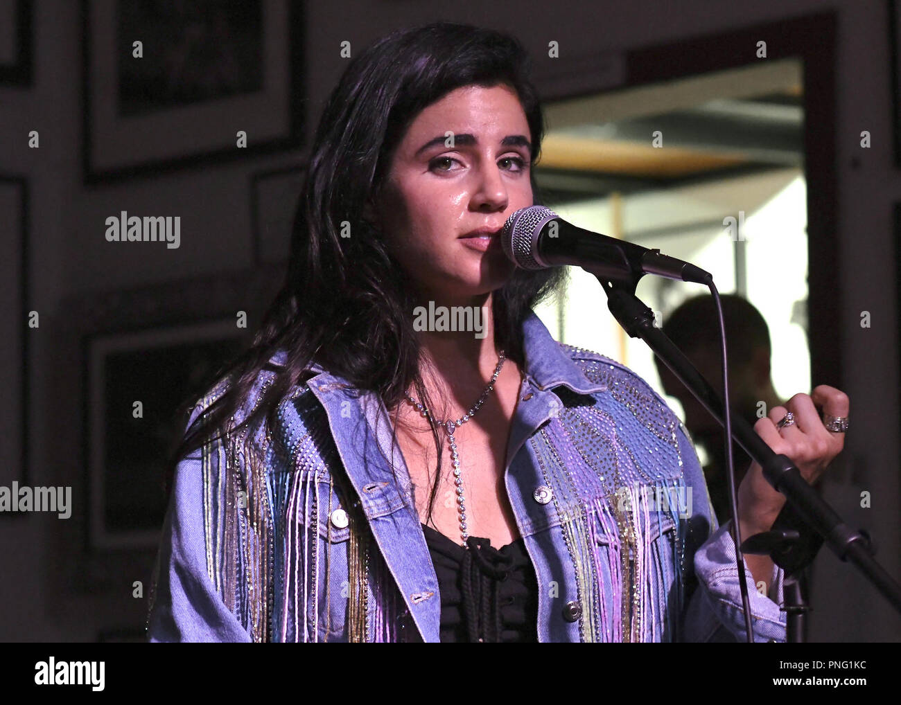 Mr musichead gallery hi-res stock photography and images - Alamy