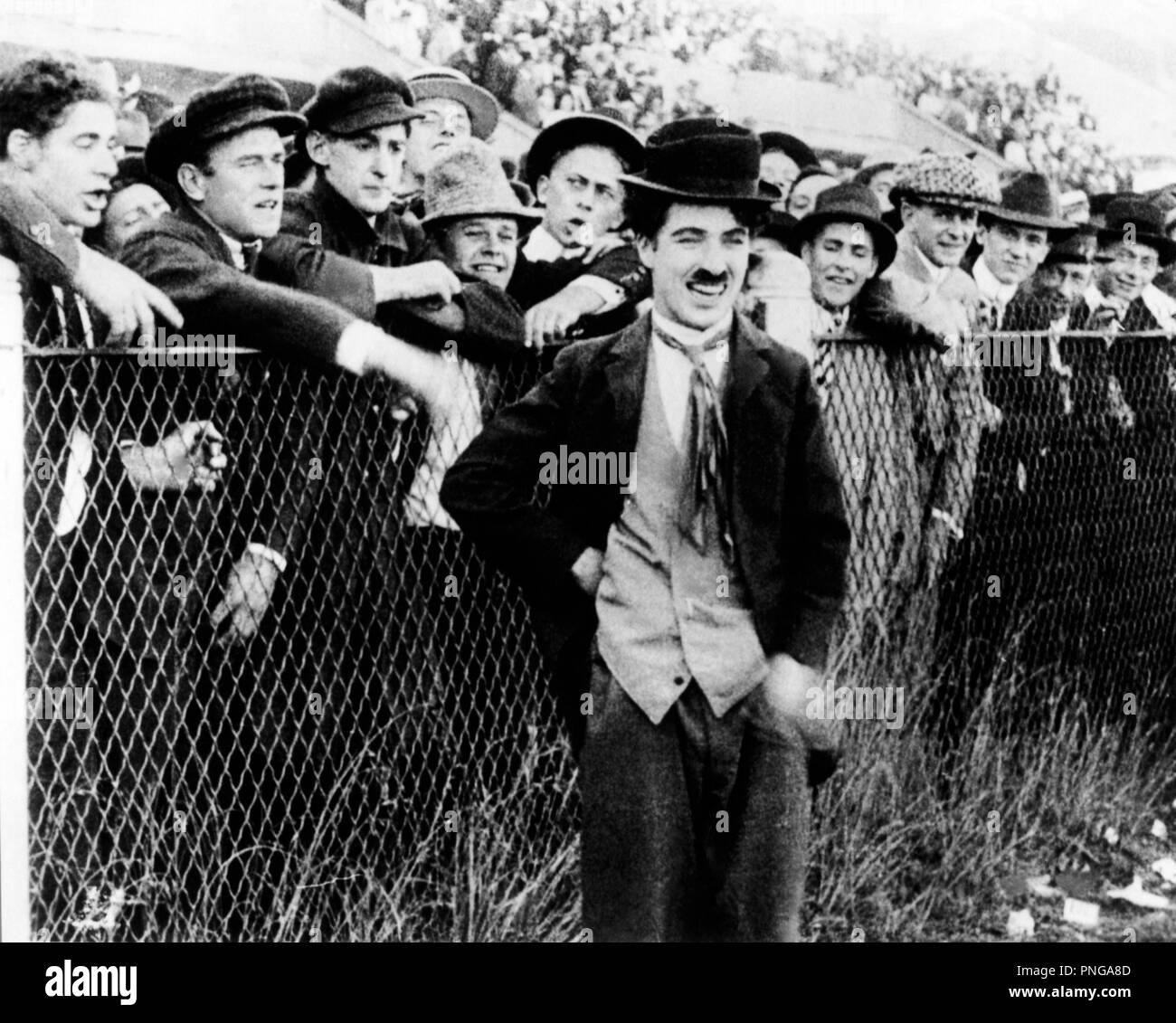 Charlie chaplin 1914 hi-res stock photography and images - Alamy