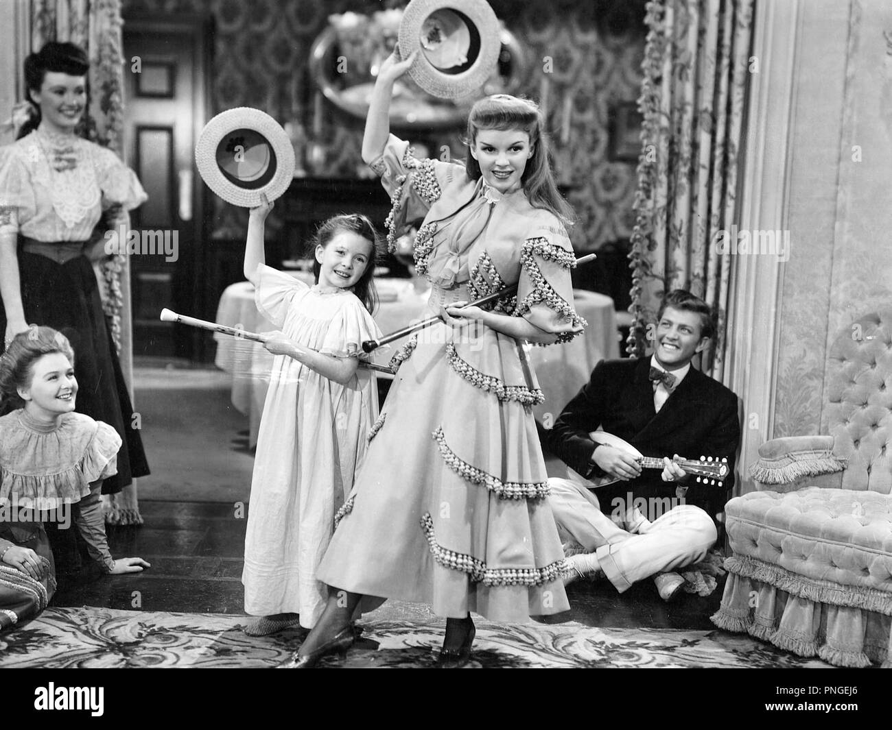 Judy garland meet me in st louis 1944 hi-res stock photography and ...