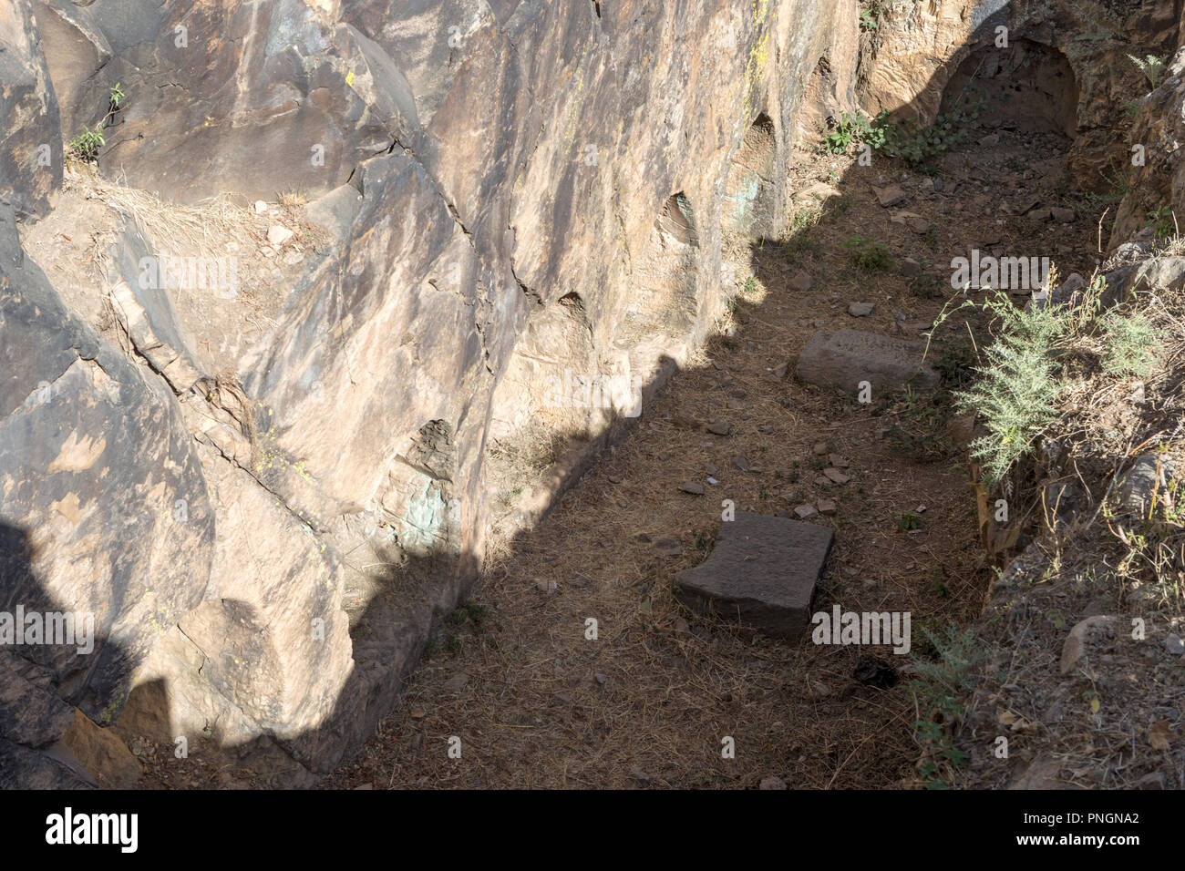 Tomb recess hi-res stock photography and images - Alamy