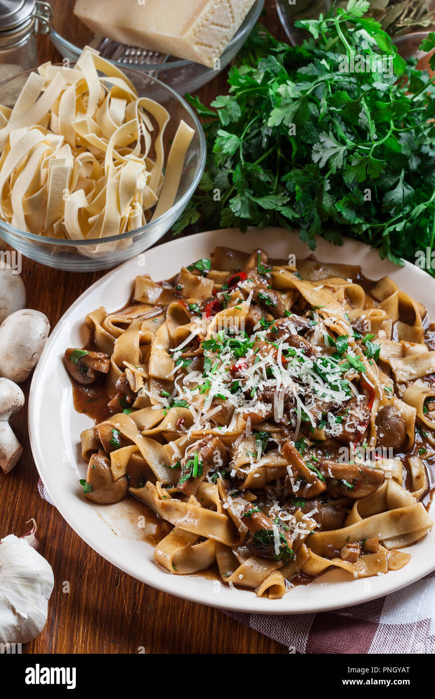 Dish top view hi-res stock photography and images - Alamy