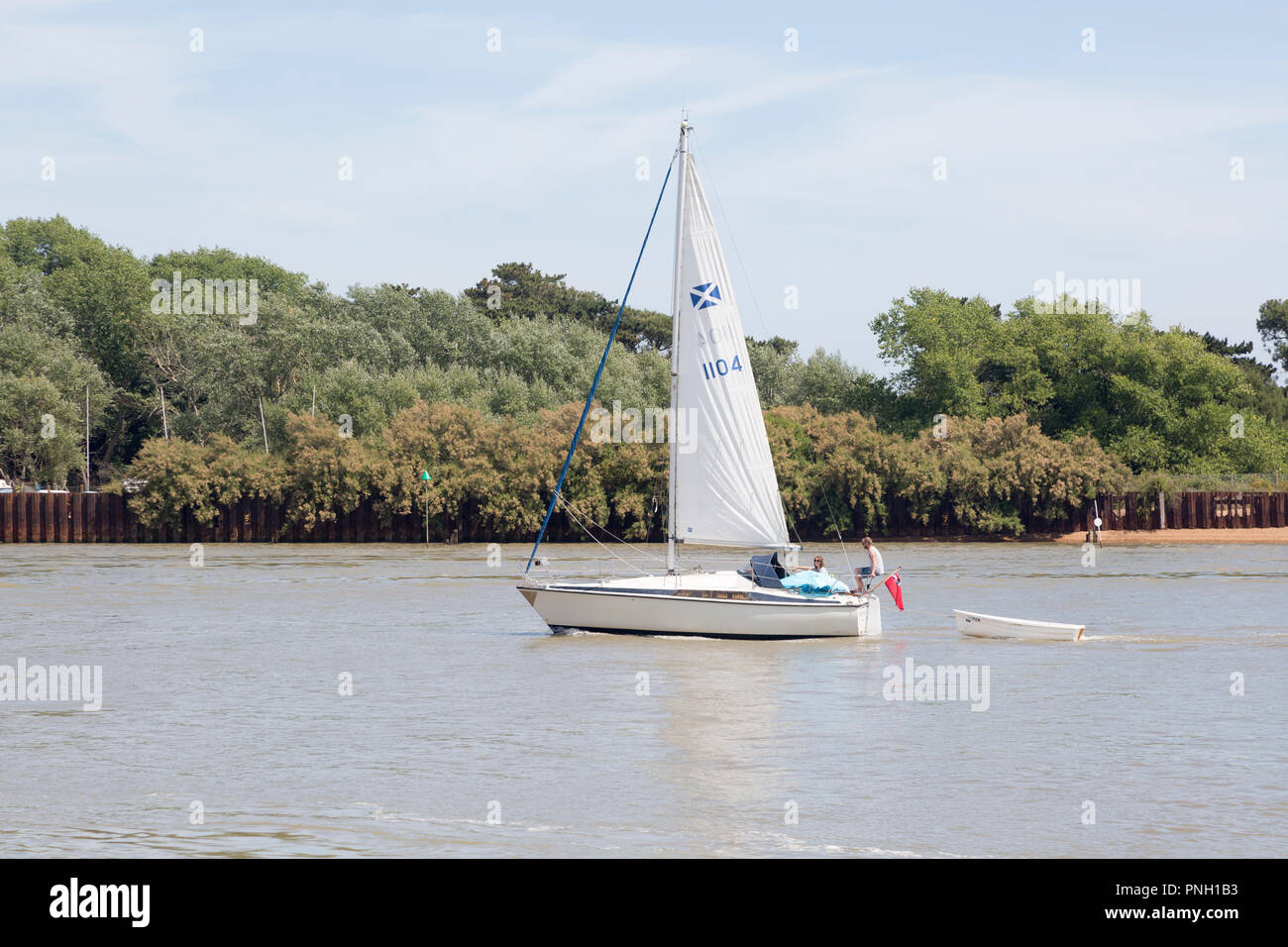 Sailing boats river deben felixstowe hi-res stock photography and ...