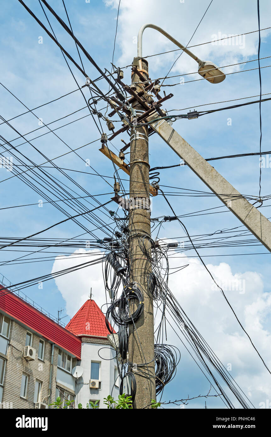 High twisted column hi-res stock photography and images - Alamy