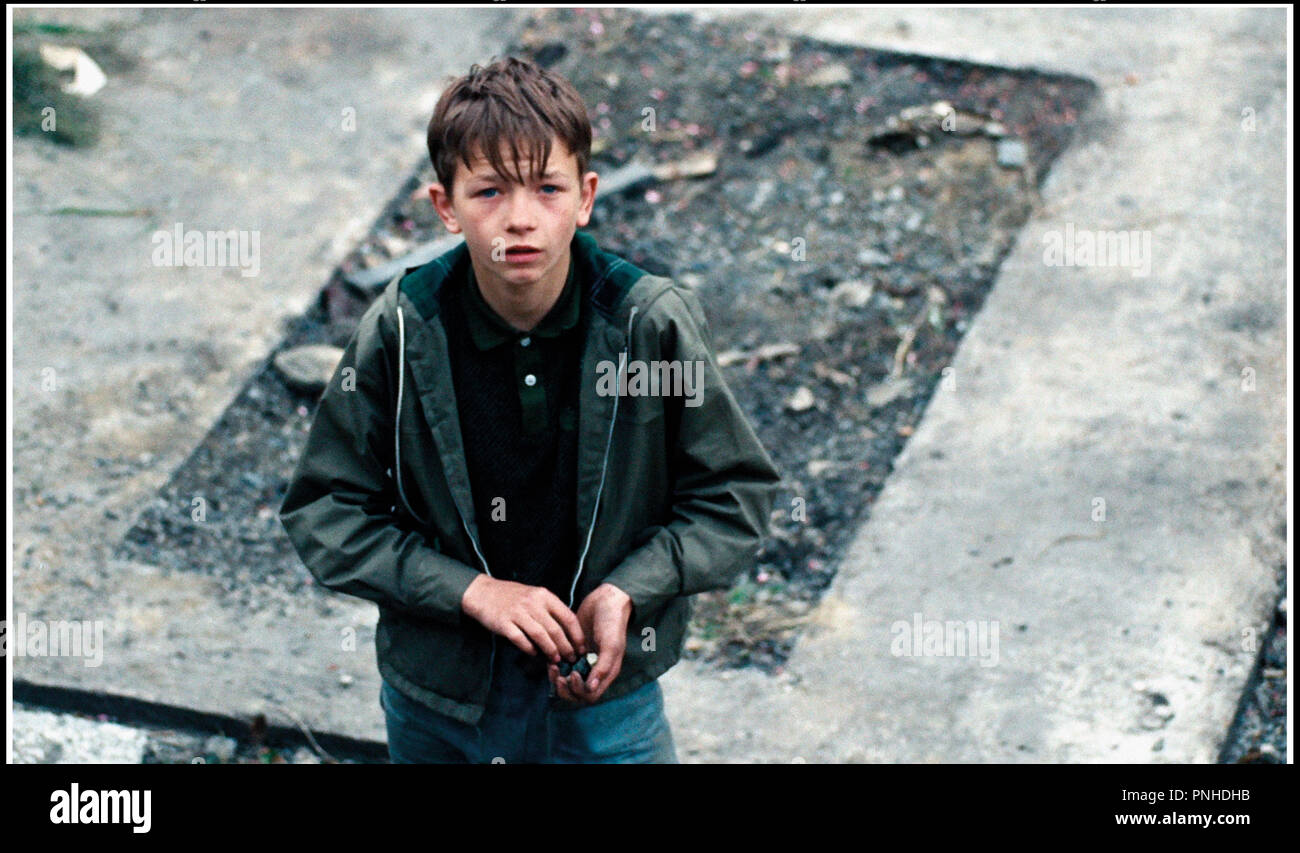 Kes 1969 David Bradley Stock Photos & Kes 1969 David Bradley Stock ...