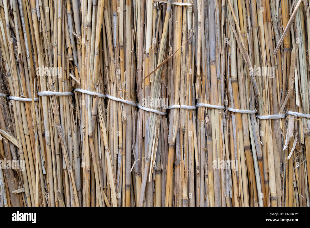 Rattan thatch roof hi-res stock photography and images - Alamy