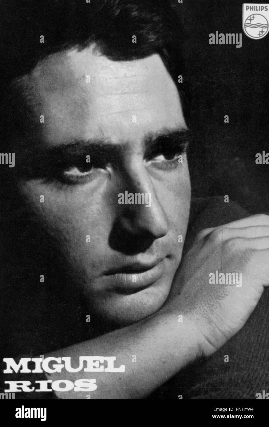 El cantante y compositor de rock, Miguel Ríos Stock Photo - Alamy