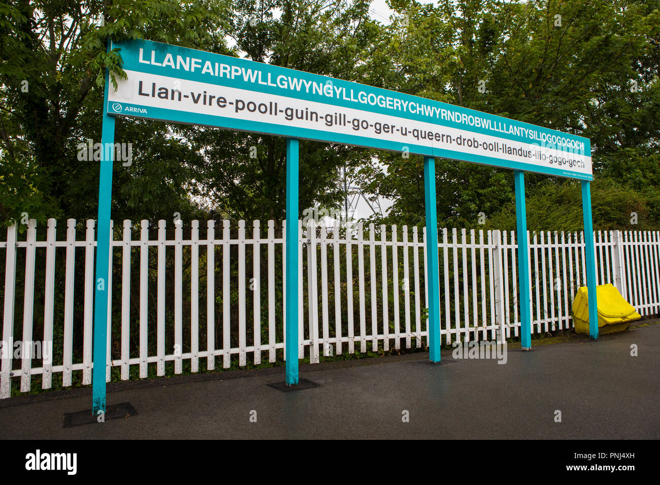 Llanfair Pg Railway Station Sign Stock Photos & Llanfair Pg Railway ...