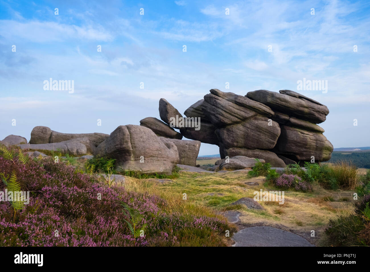 Peak districk rock formation on Higger Tor near Hathersage Stock Photo ...