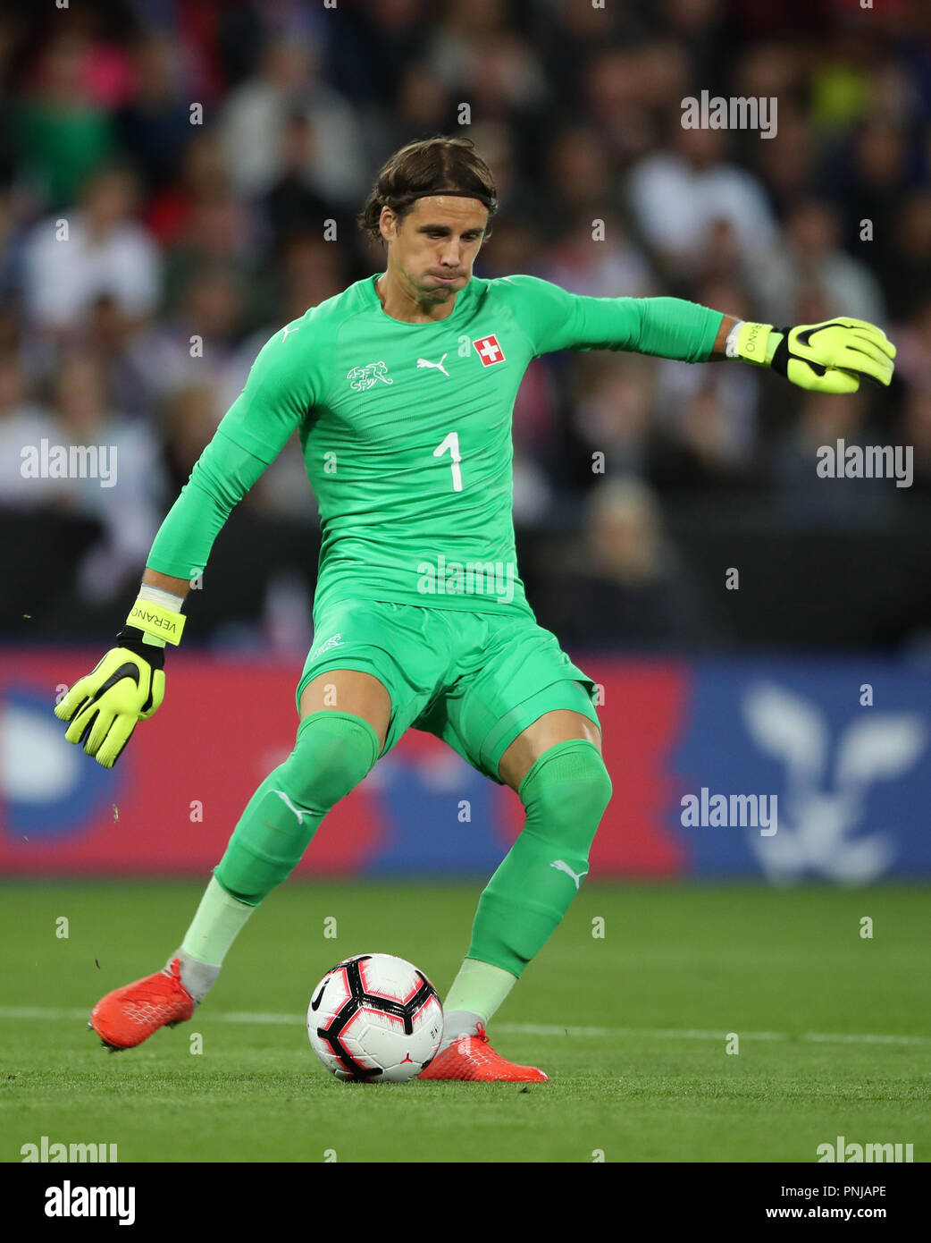 Switzerland goalkeeper yann sommer hi-res stock photography and images ...