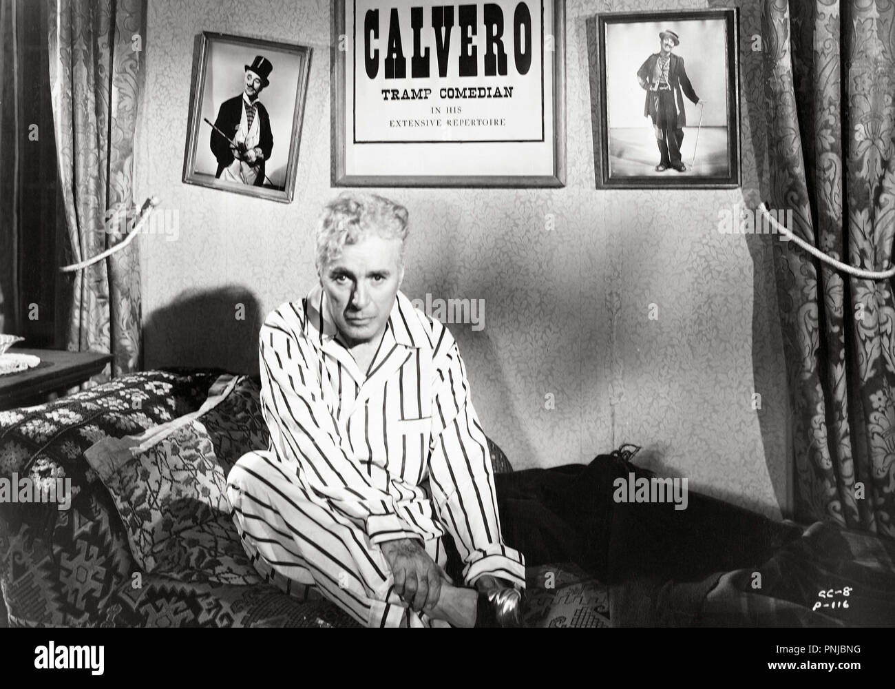 Charlie chaplin limelight 1952 hi-res stock photography and images - Alamy