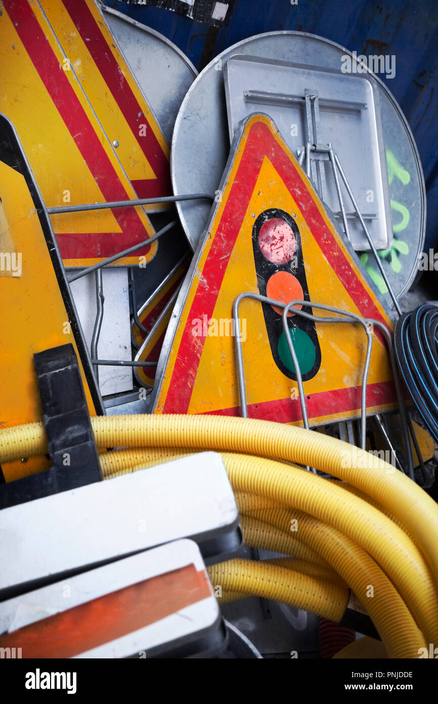 Construction road signs storage hi-res stock photography and images - Alamy