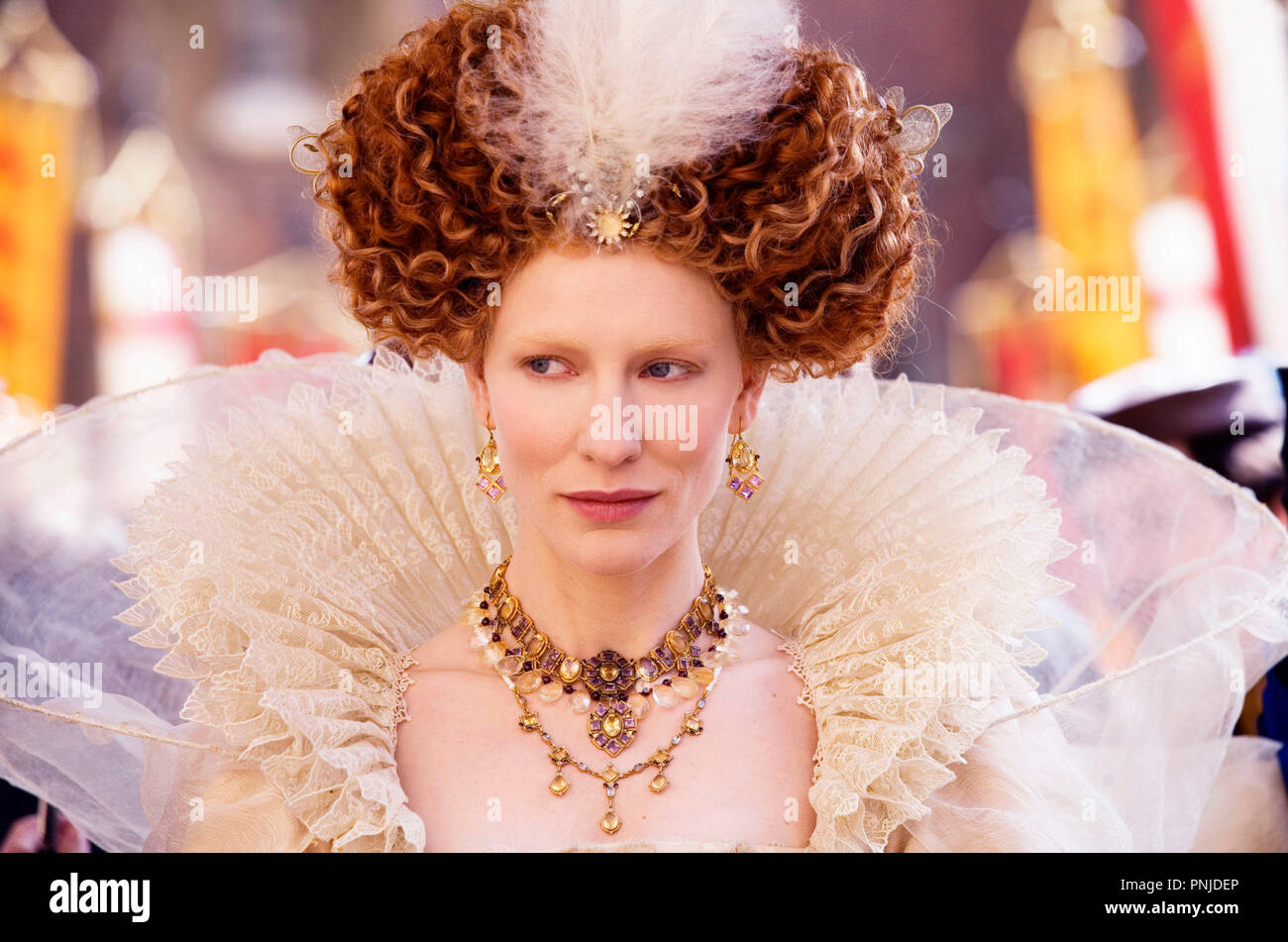Cate blanchett as queen elizabeth i film title elizabeth hi-res stock ...
