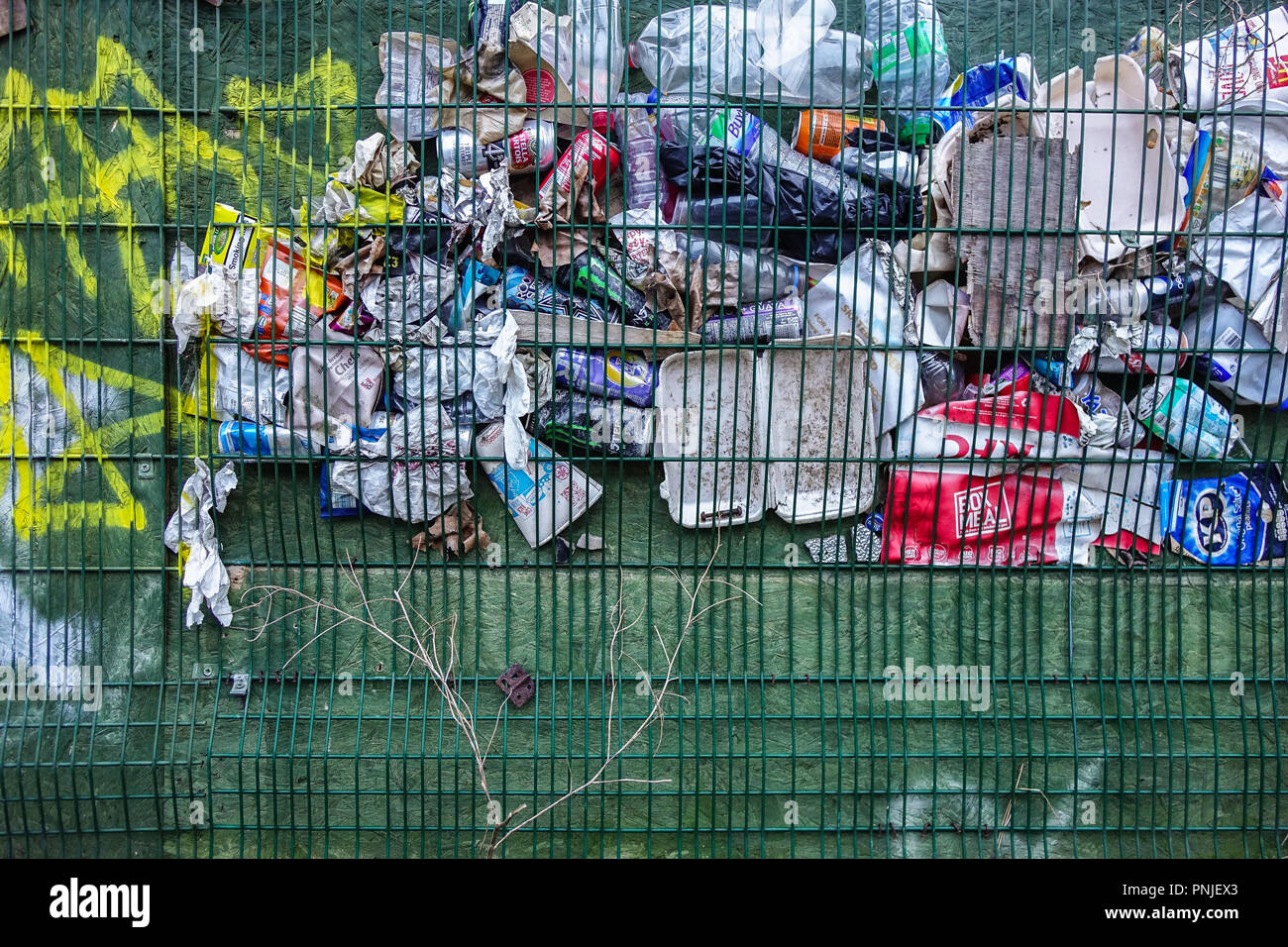 Discarded packaging hi-res stock photography and images - Alamy
