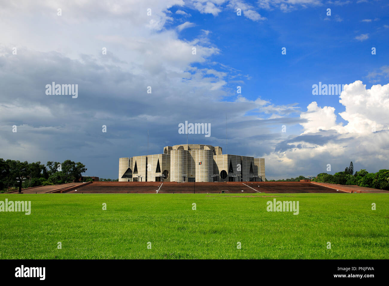 Jatiyo sangsad bhaban hi-res stock photography and images - Alamy