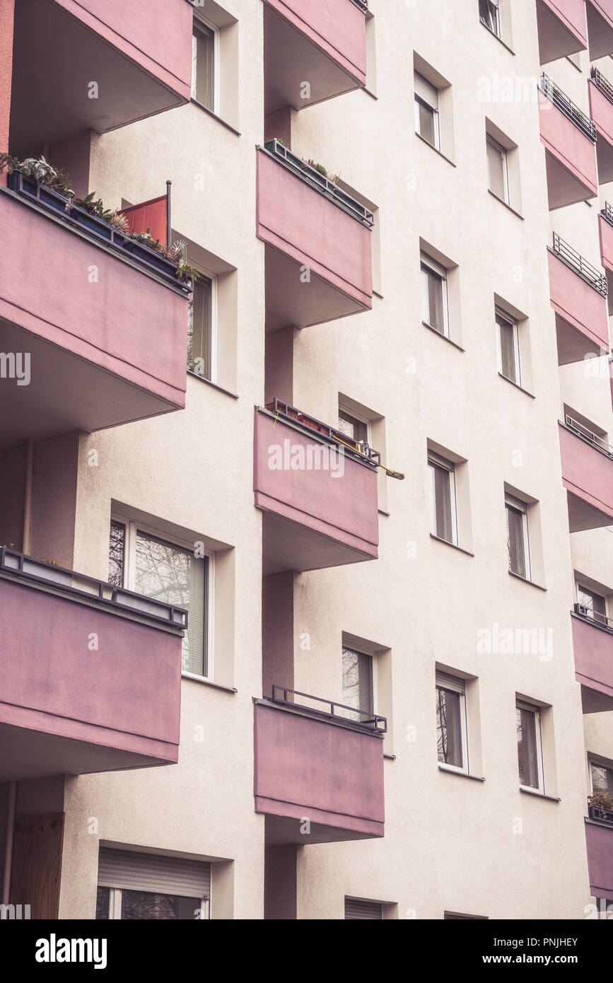 old, poor houses in Berlin, Kreuzberg Stock Photo - Alamy