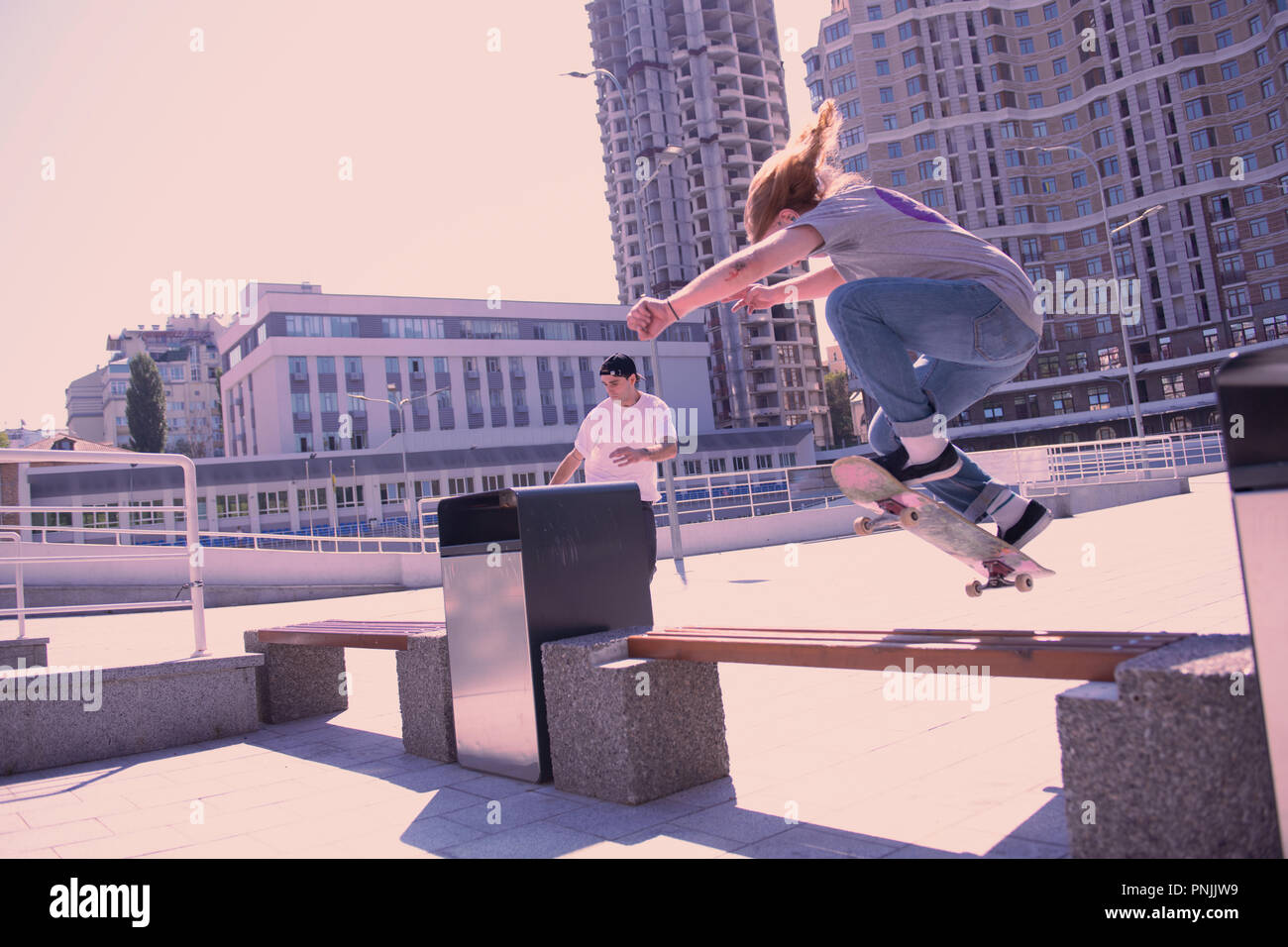 Man sport jumping bench hi-res stock photography and images - Alamy