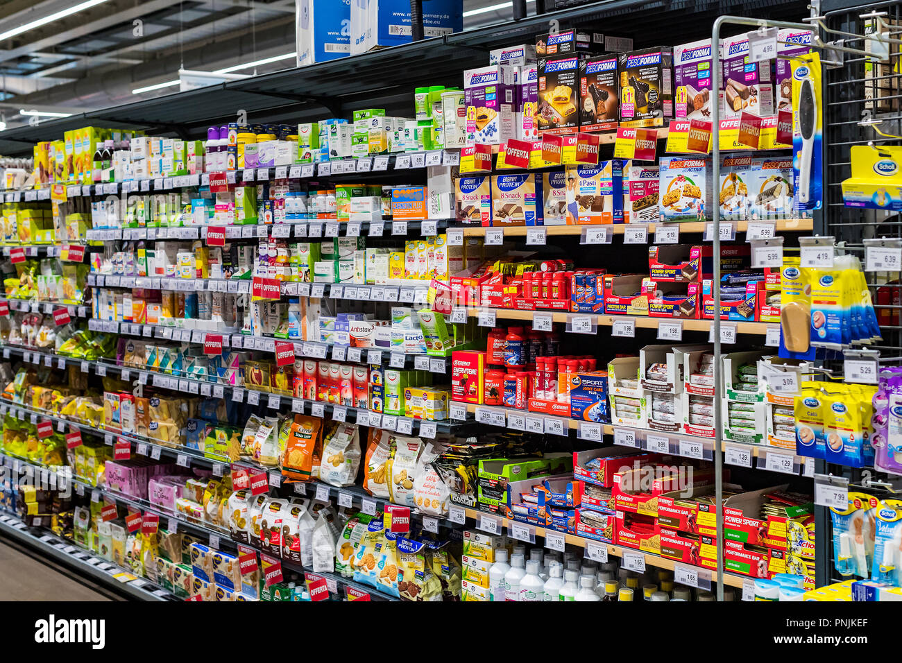Alcohol spar supermarket hi-res stock photography and images - Alamy