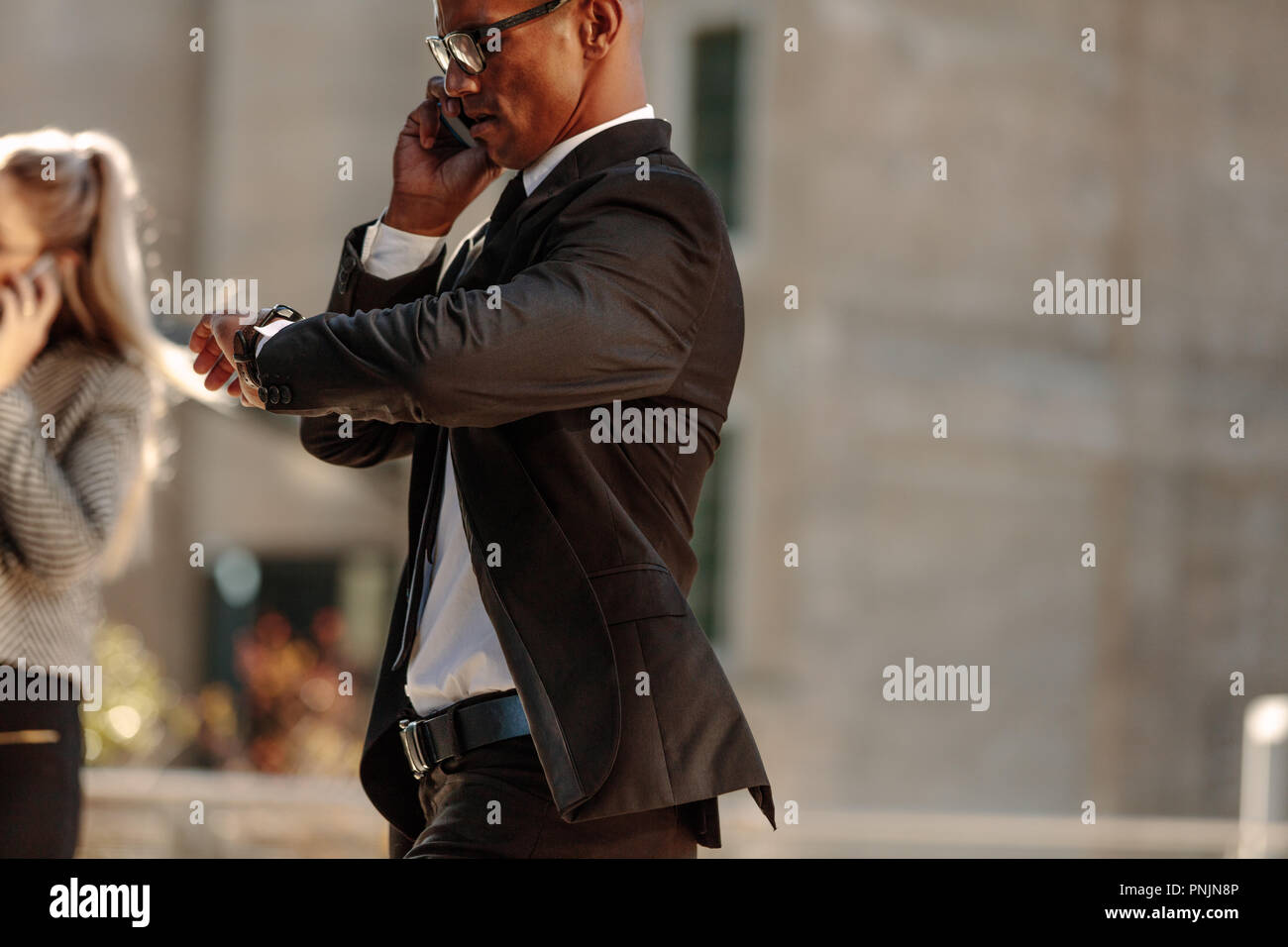 Mobile offi hi-res stock photography and images - Alamy