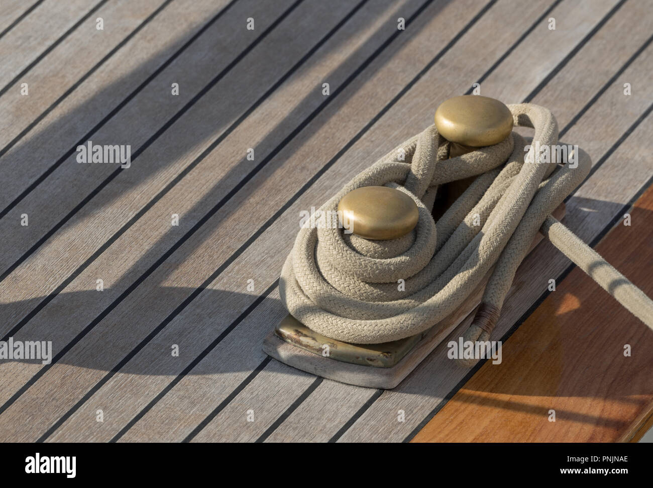 Rope on old sailing ship Stock Photo - Alamy