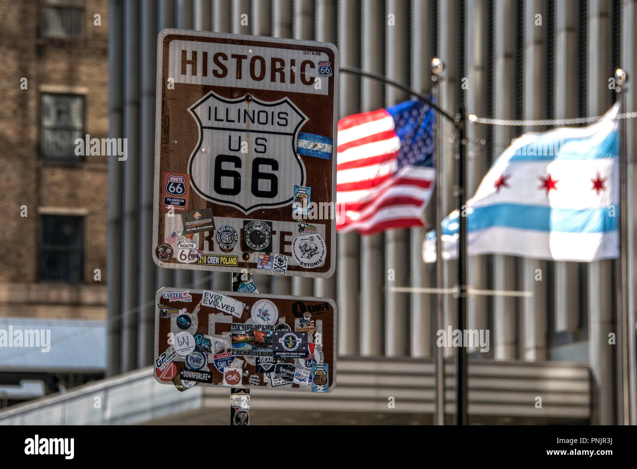 Route 66 sign chicago hi-res stock photography and images - Alamy