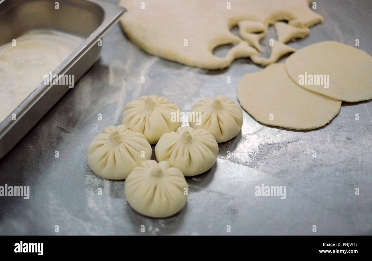 Traditional Khinkali Georgian dumpling in Georgia Stock Photo - Alamy
