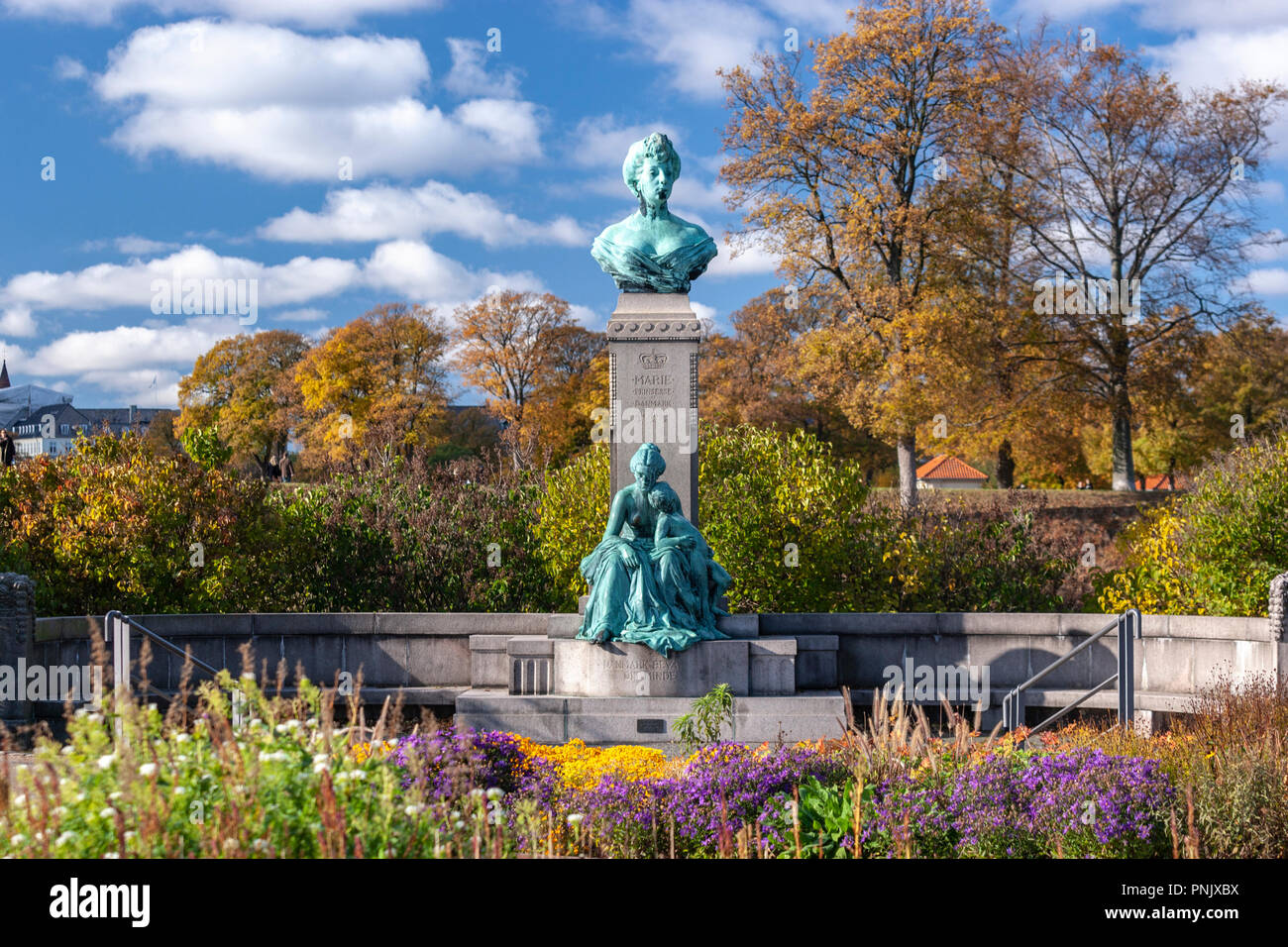 The statue of marie princess of denmark hi-res stock photography and ...