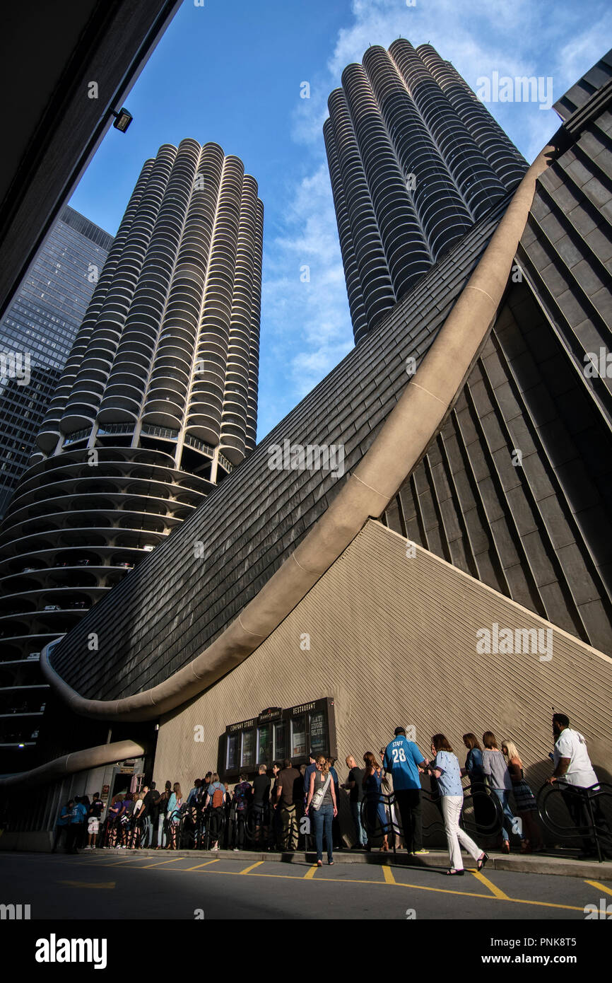 Chicago city hall hi-res stock photography and images - Alamy