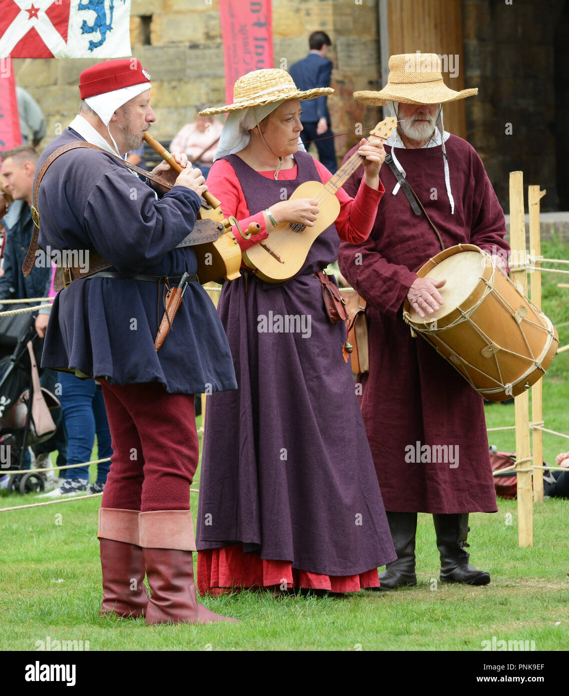 Baroque recorder hi-res stock photography and images - Alamy