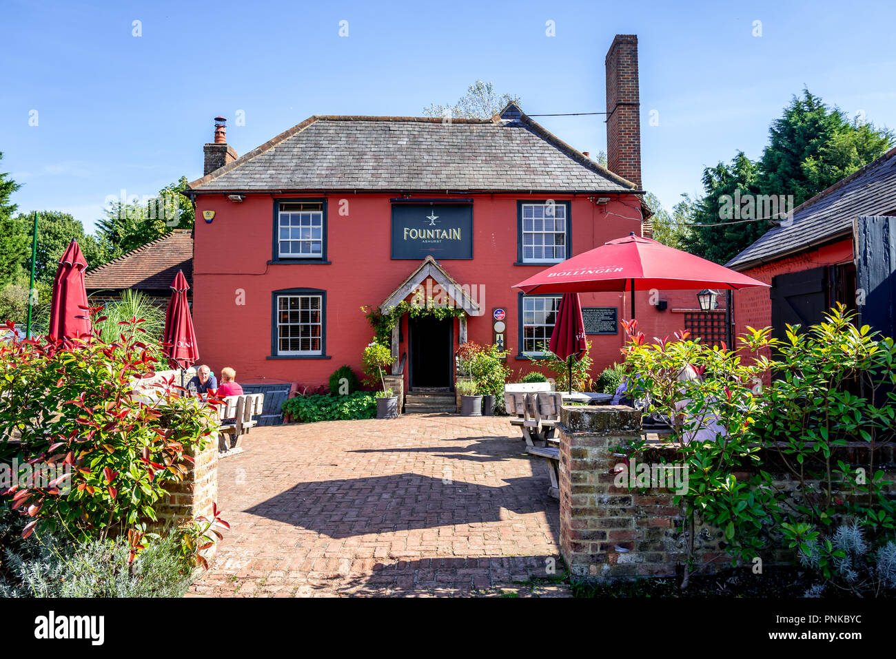 The Fountain pub in Ashurst, West Sussex Stock Photo - Alamy