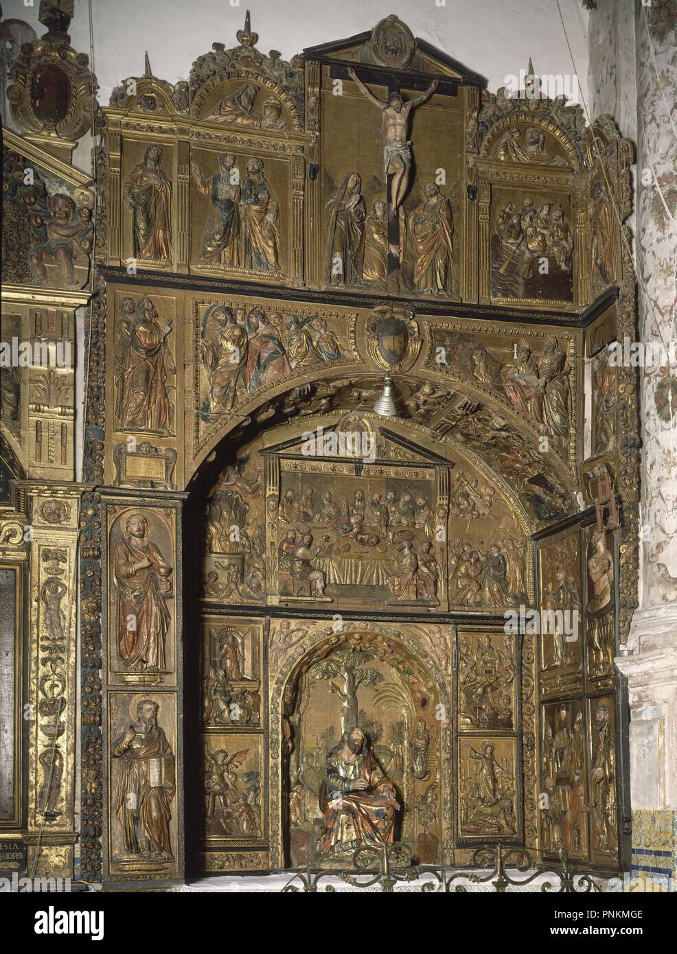 RETABLO DE SAN JUAN EVANGELISTA - SIGLO XVI. Author: HERNANDEZ JERONIMO ...