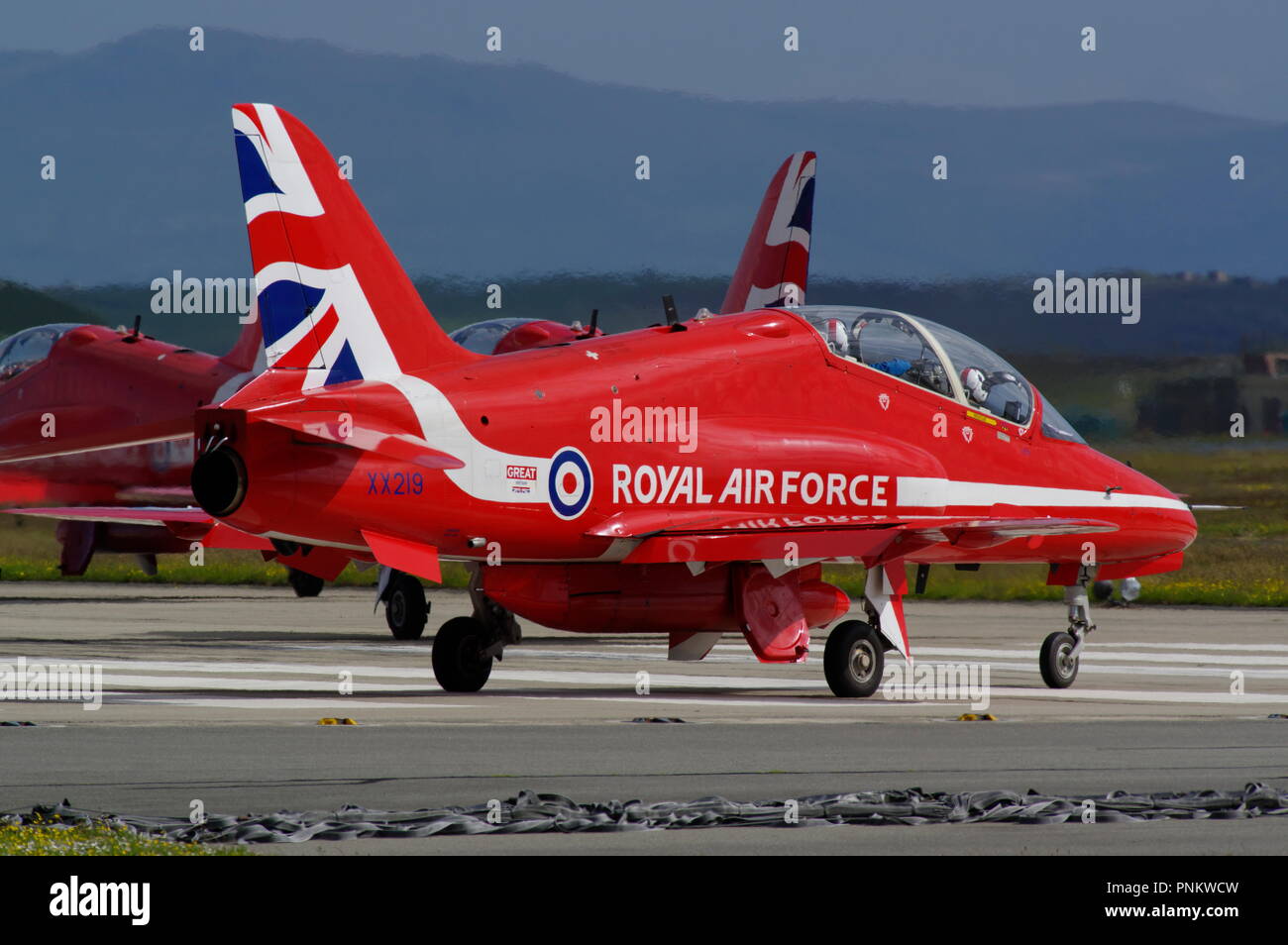 Royal Air Force Red Arrows Hawk T1 Stock Photo - Alamy Royal Air Force Red Arrows Hawk T1 Stock Photo - Alamy
