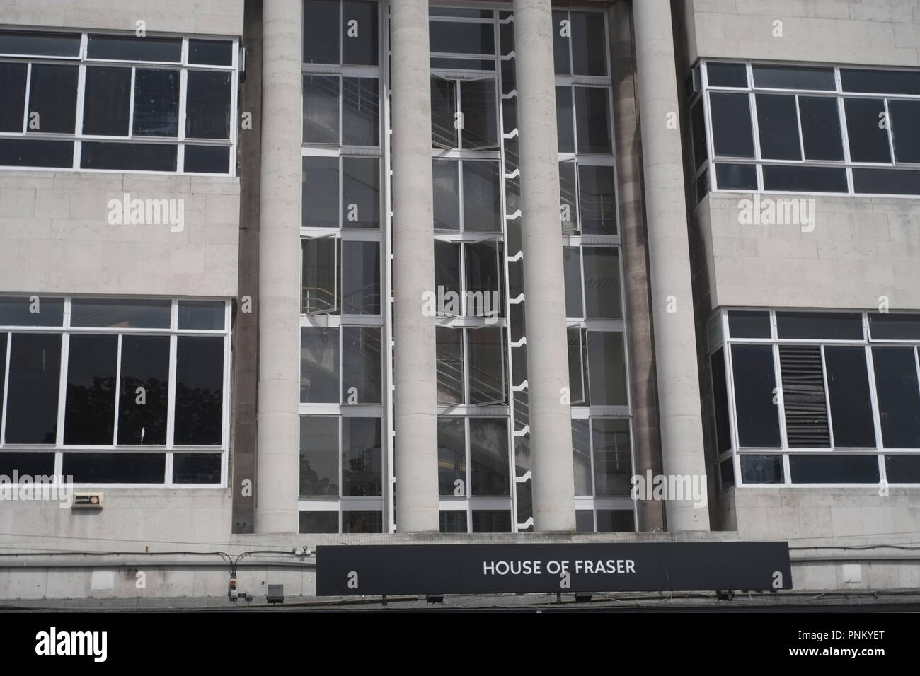 Crittall hi-res stock photography and images - Alamy