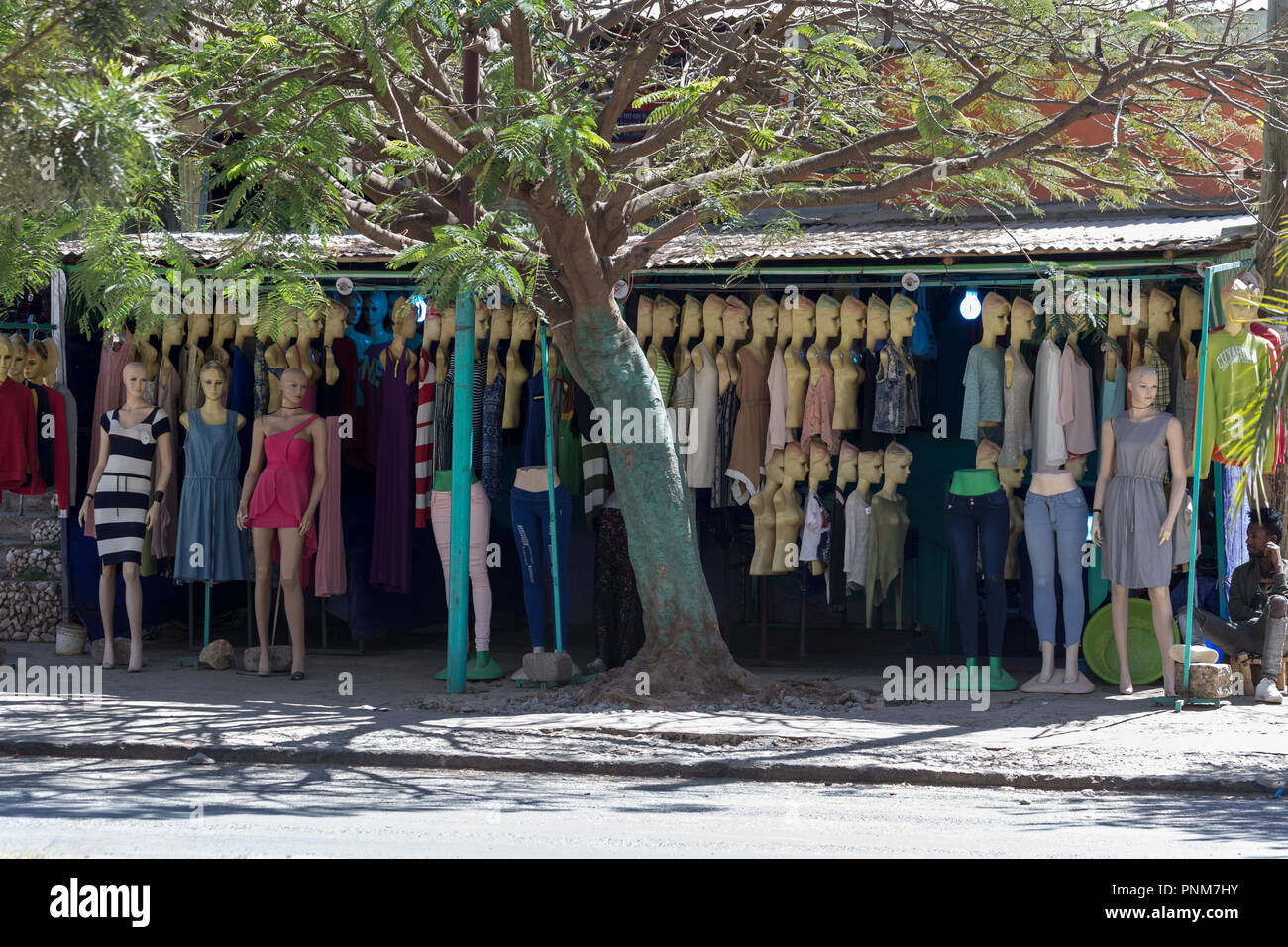 Clothes line seller hi-res stock photography and images - Alamy