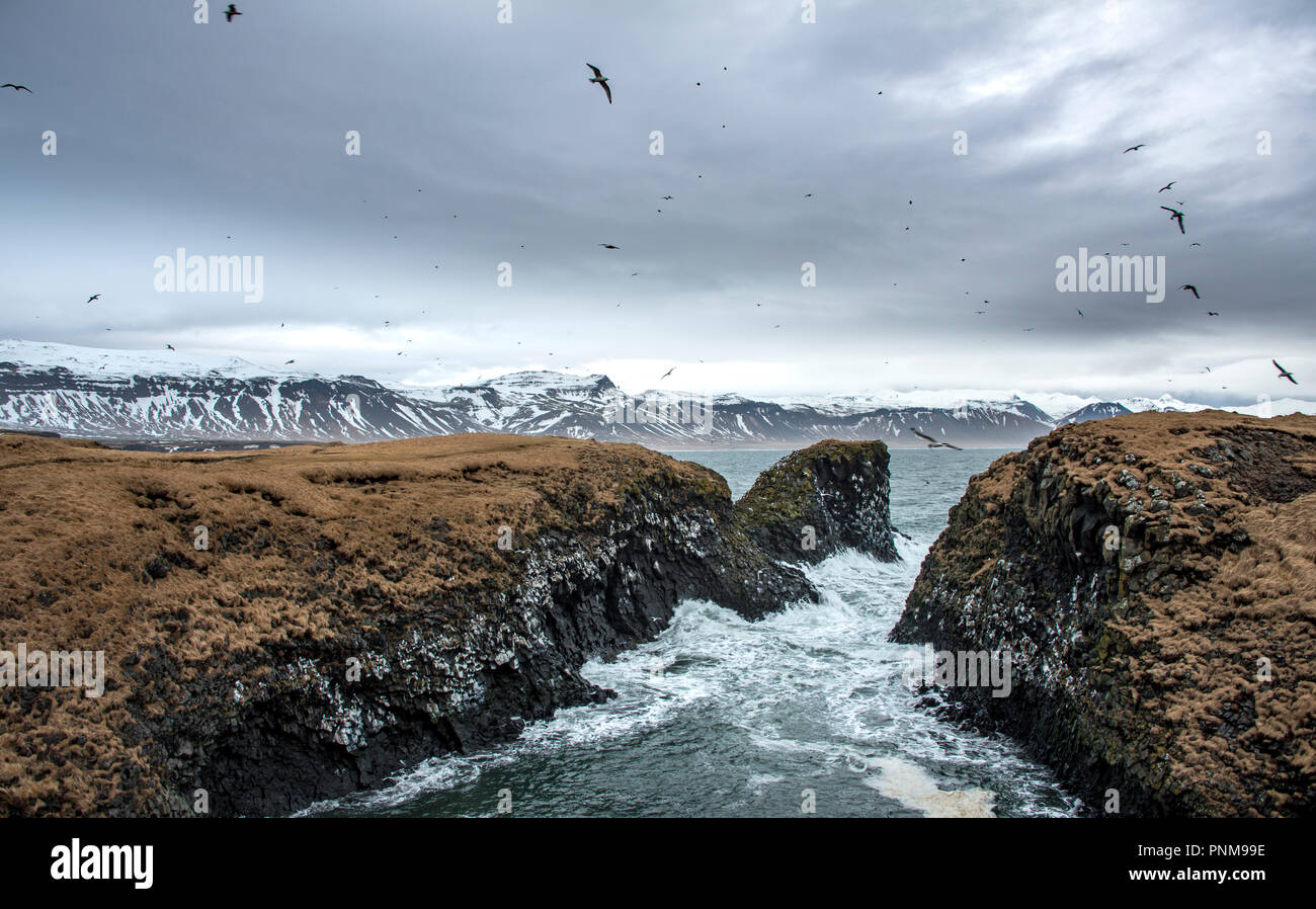 Heavy sea hi-res stock photography and images - Alamy