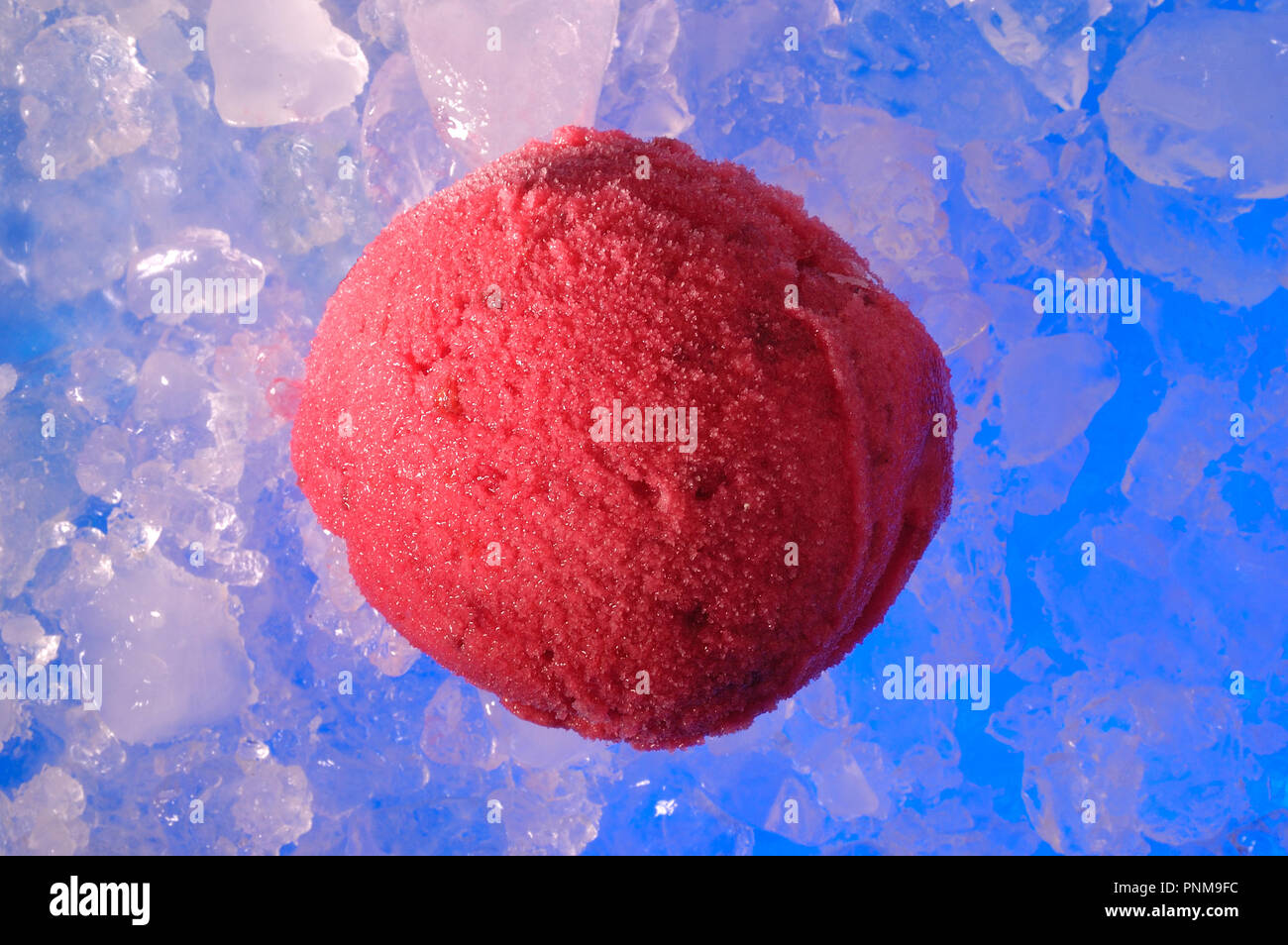Crean background hi-res stock photography and images - Alamy
