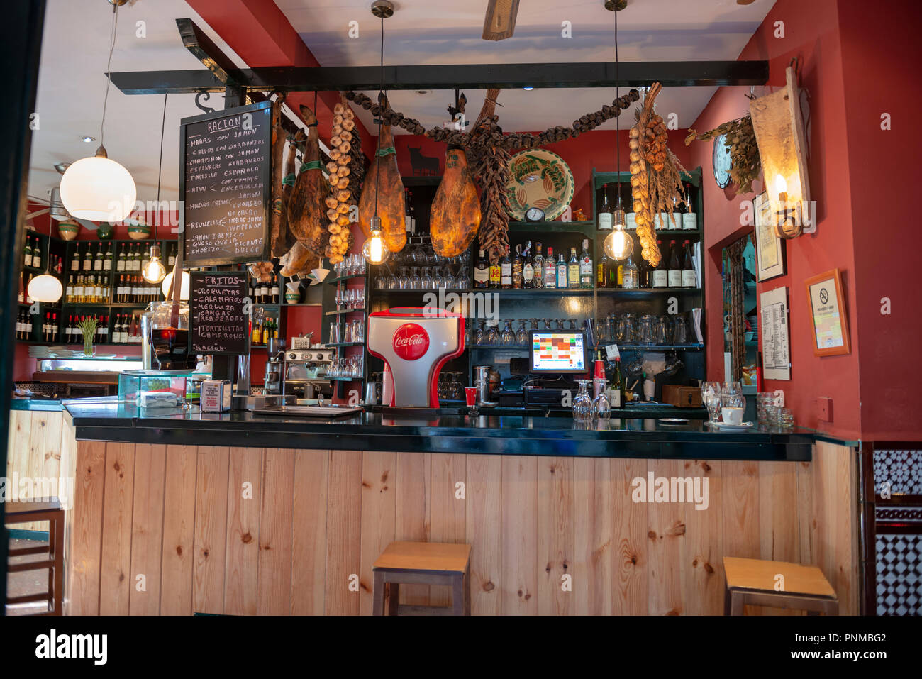 Traditional spanish bar hi-res stock photography and images - Alamy