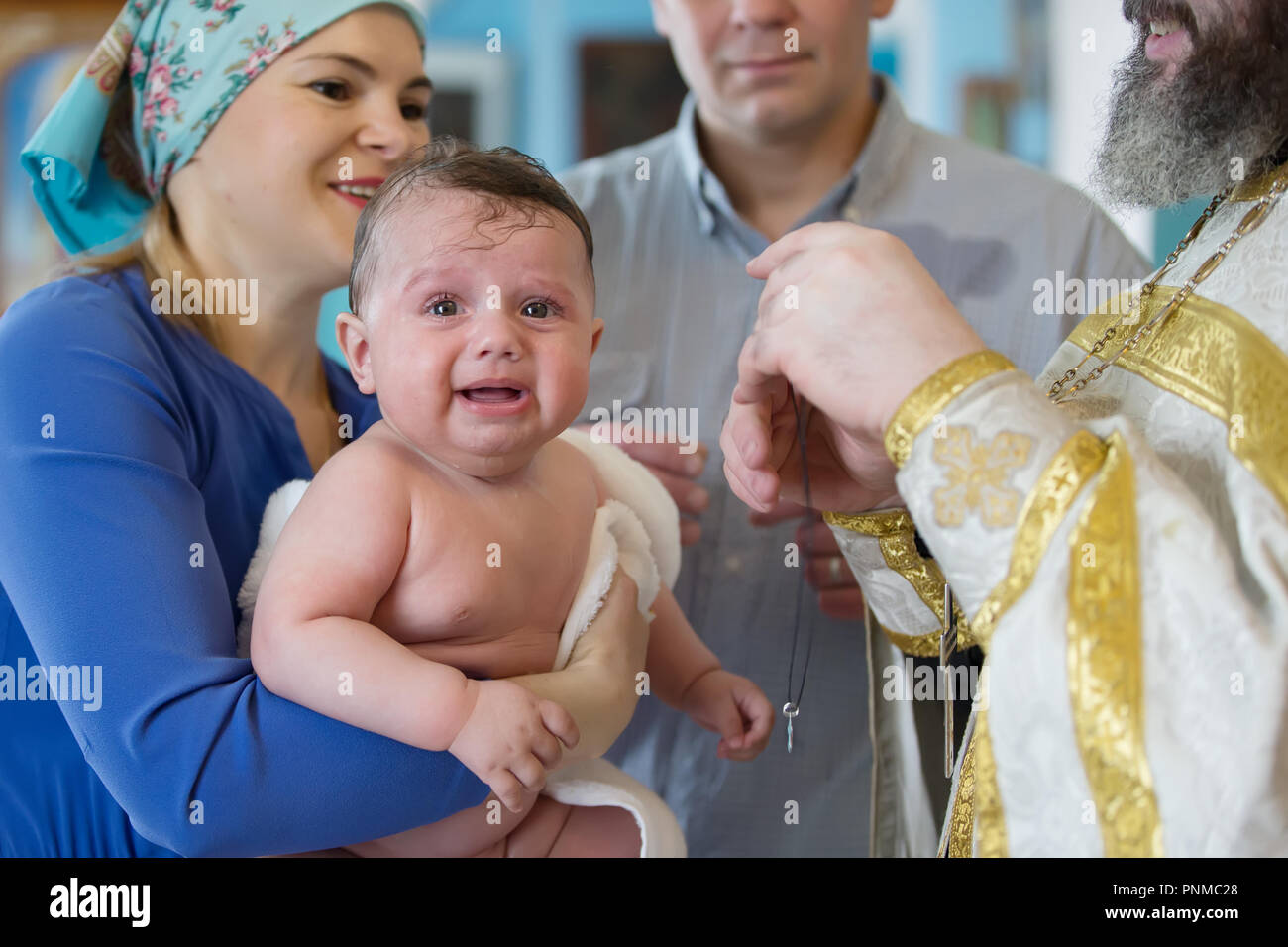 Girl crying church hi-res stock photography and images - Alamy
