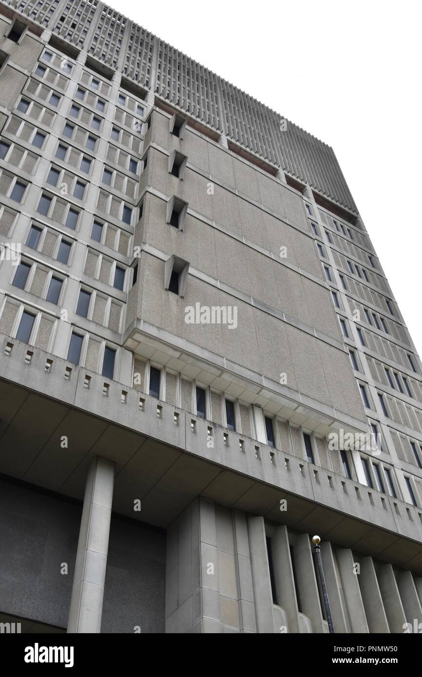 Cambridge brutalist architecture hi-res stock photography and images ...