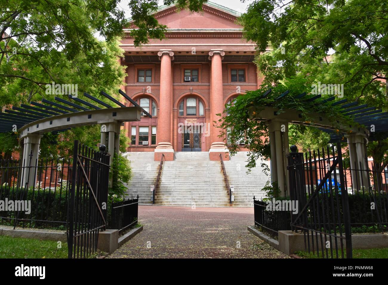 Cambridge county courts hi-res stock photography and images - Alamy