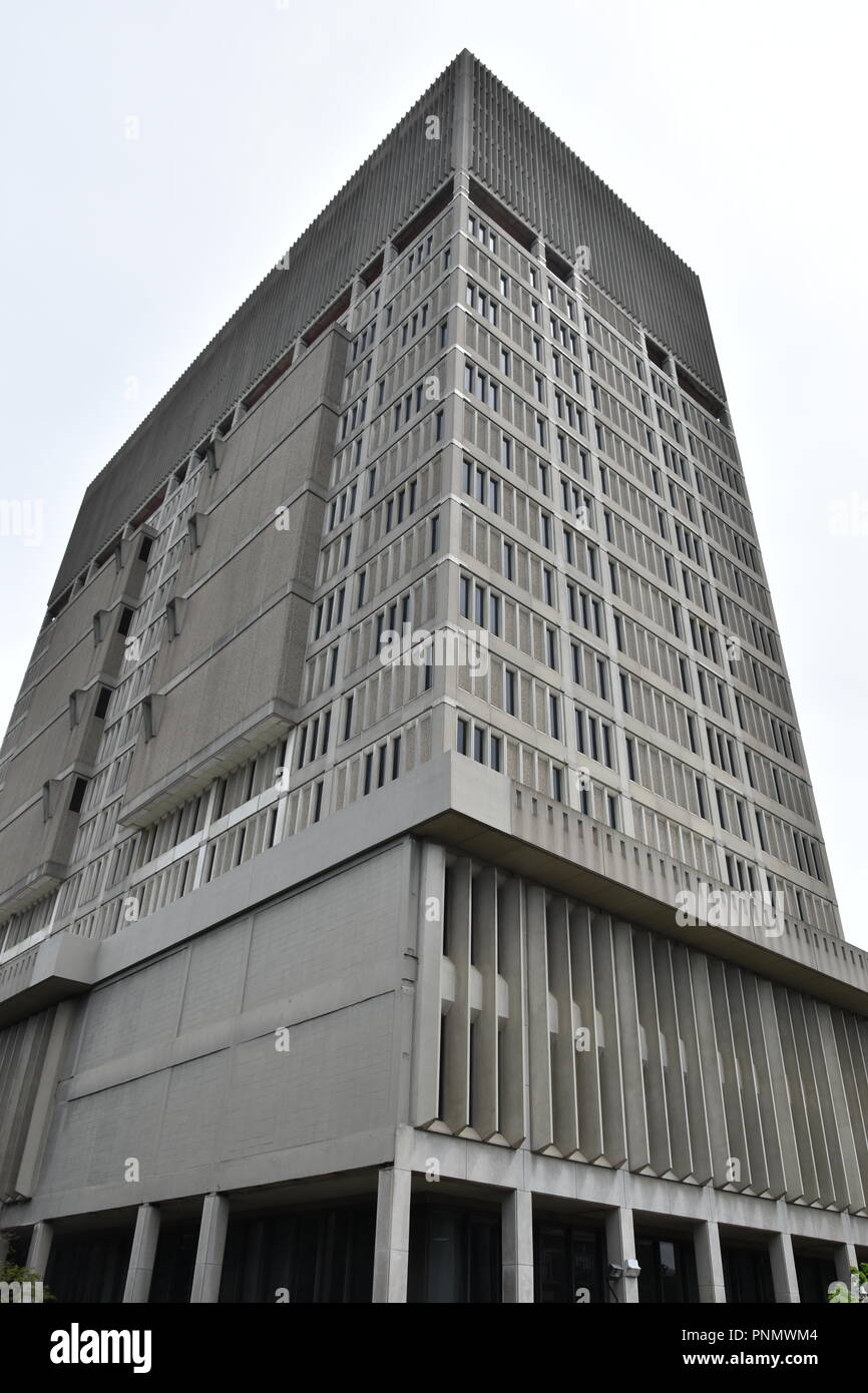 Bulfinch square hi-res stock photography and images - Alamy