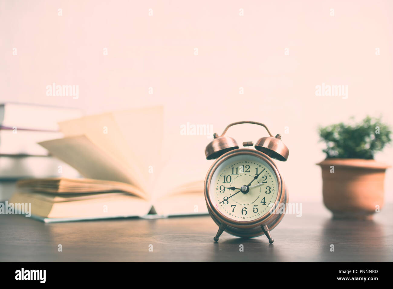 Knowledge And Timer High Resolution Stock Photography and Images - Alamy