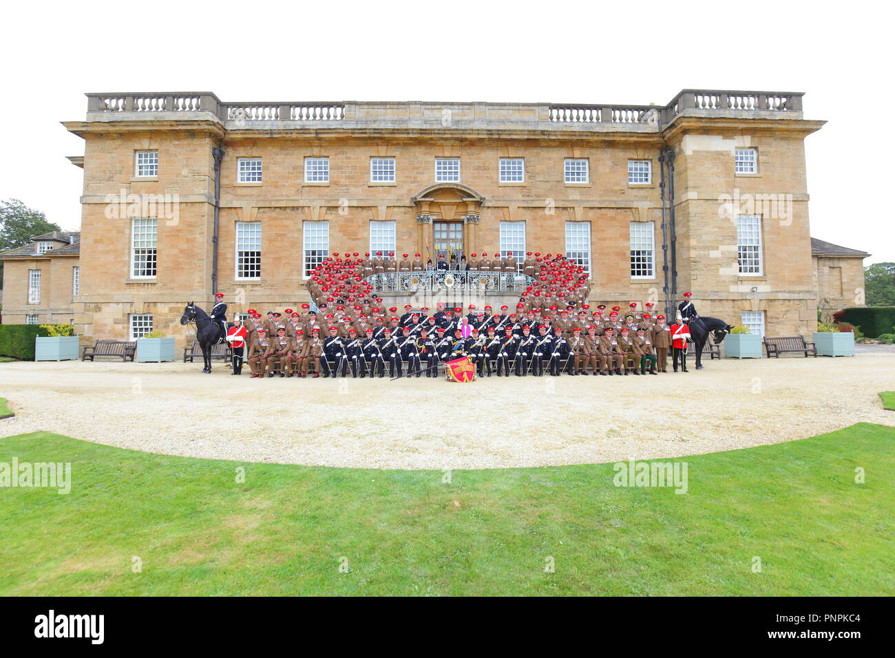 Queens own yeomanry hi-res stock photography and images - Alamy