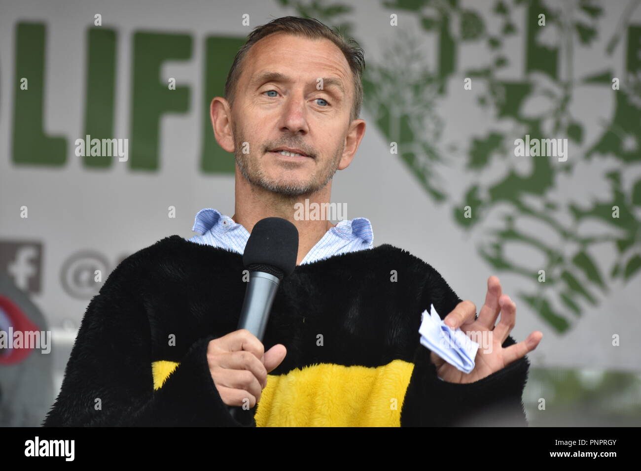 Chris packman hi-res stock photography and images - Alamy