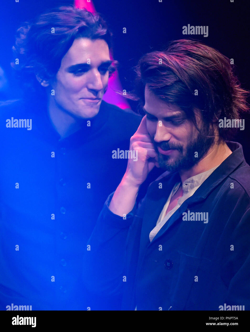 22 September 2018, Hamburg: Tamino (L), Belgian singer and composer, on ...